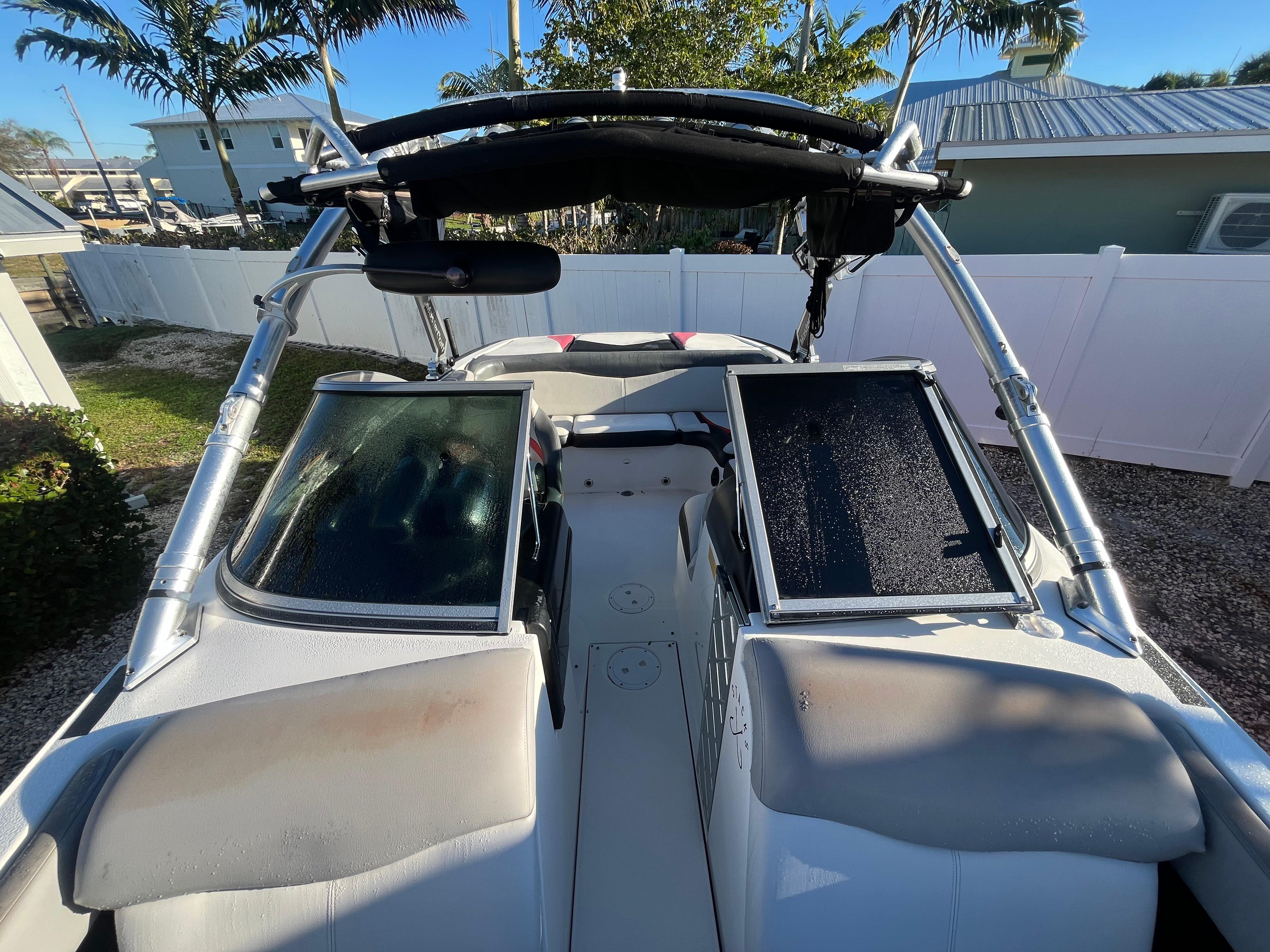 2009 MasterCraft MariStar 230 Runabout for sale - YachtWorld
