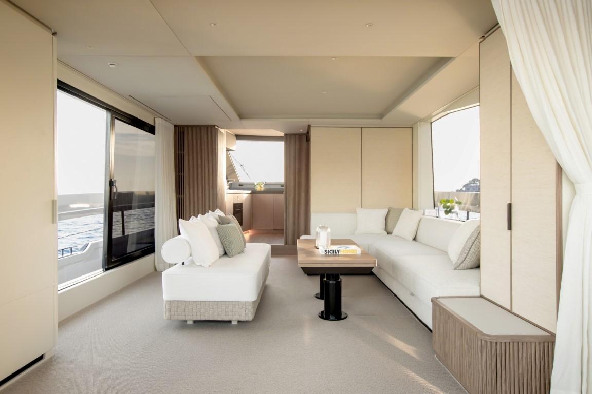 2025 Azimut Seadeck 7 Motor Yacht for sale - YachtWorld