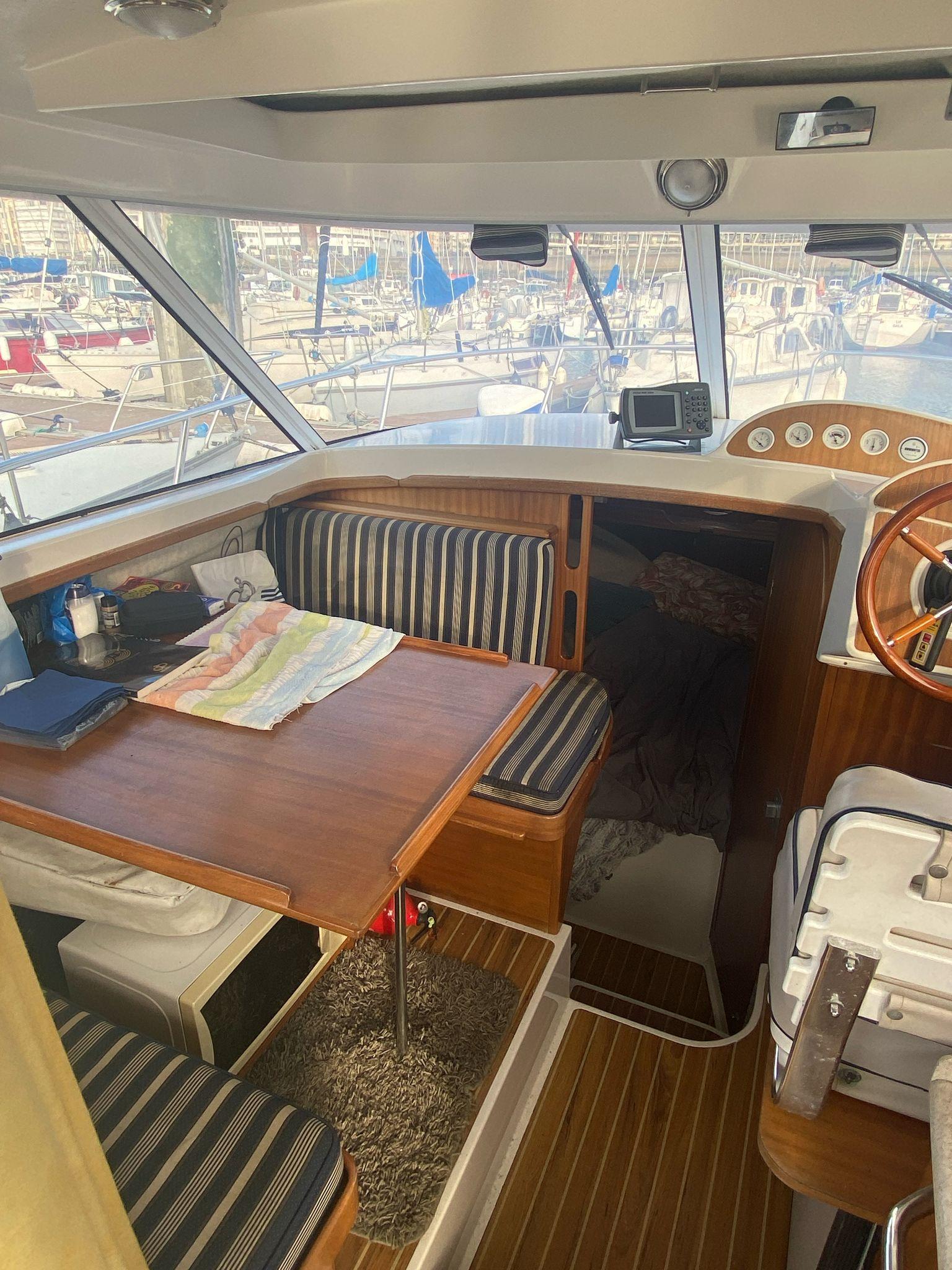 2004 Quicksilver QUICKSILVER 750 WEEKEND Cruiser for sale - YachtWorld