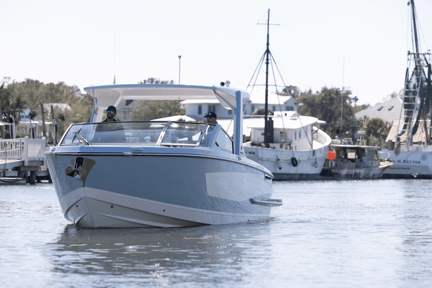 2023 Aviara AV32 Outboard Runabout for sale - YachtWorld