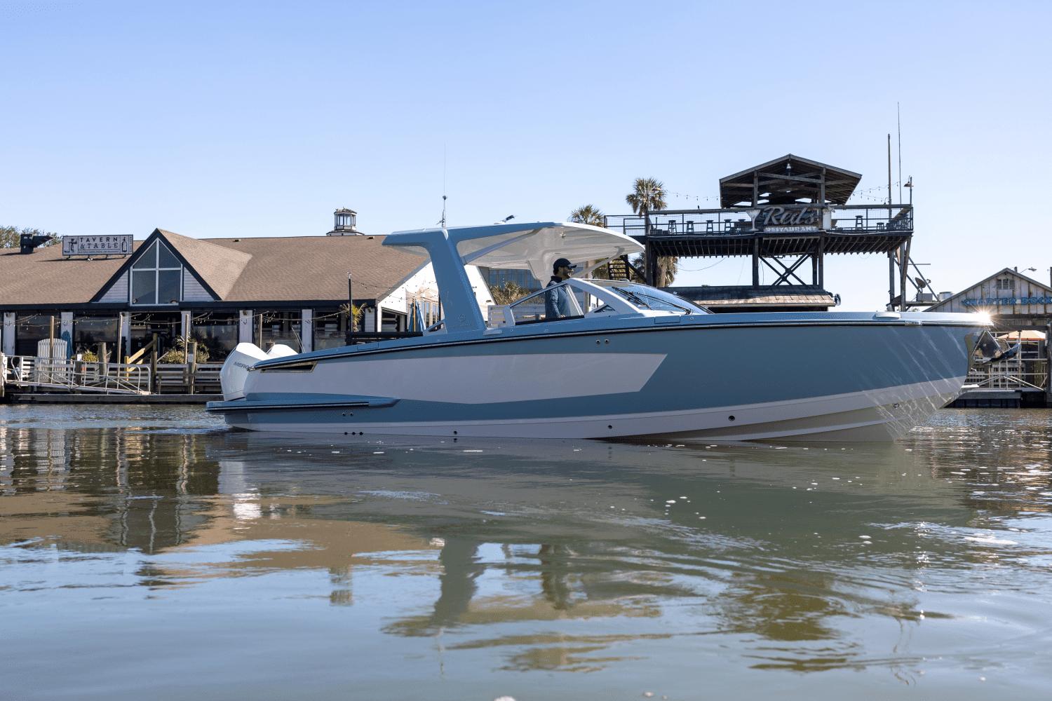 2023 Aviara AV32 Outboard Runabout for sale - YachtWorld