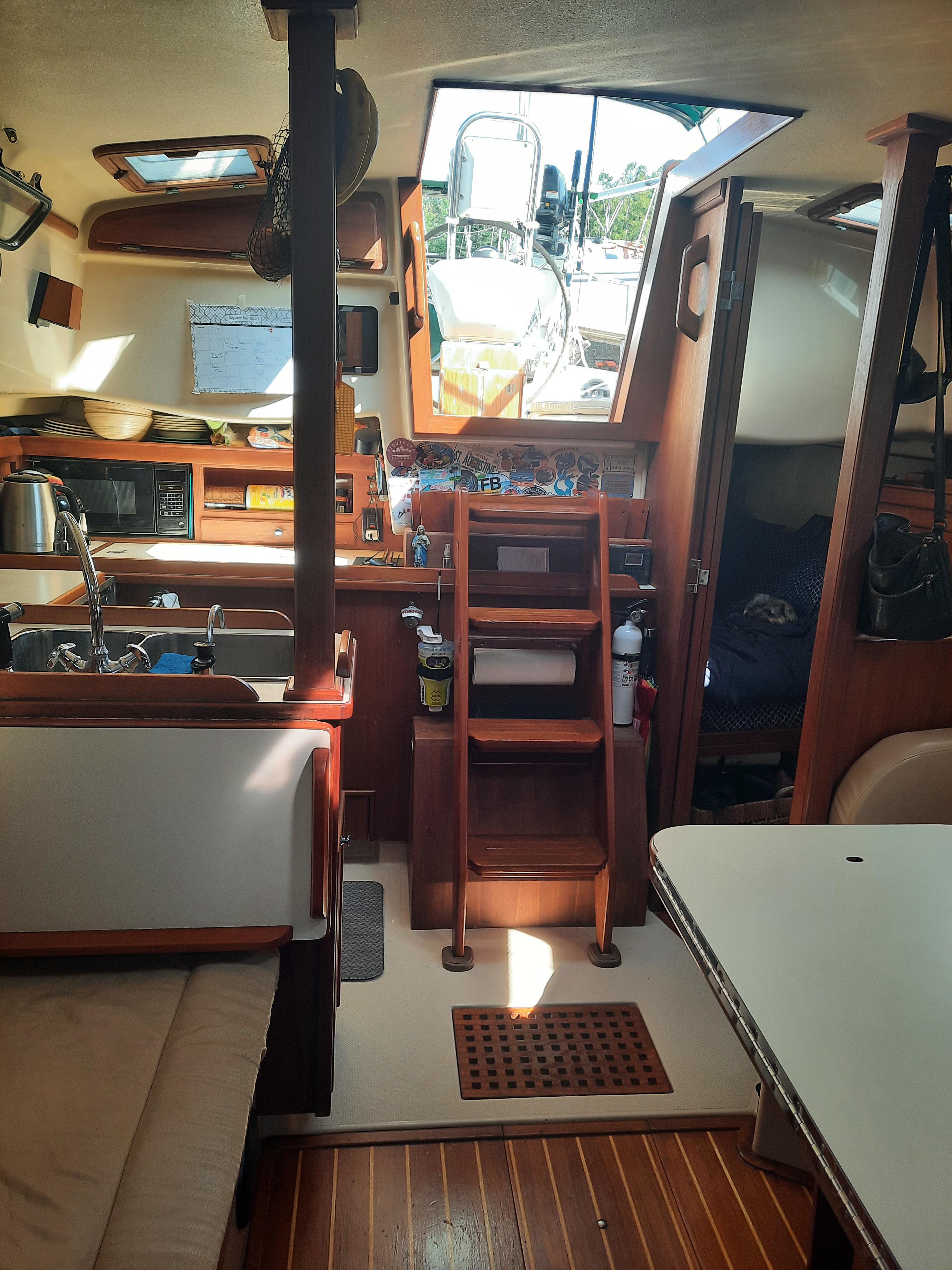 2001 Island Packet 320 Cruiser for sale - YachtWorld