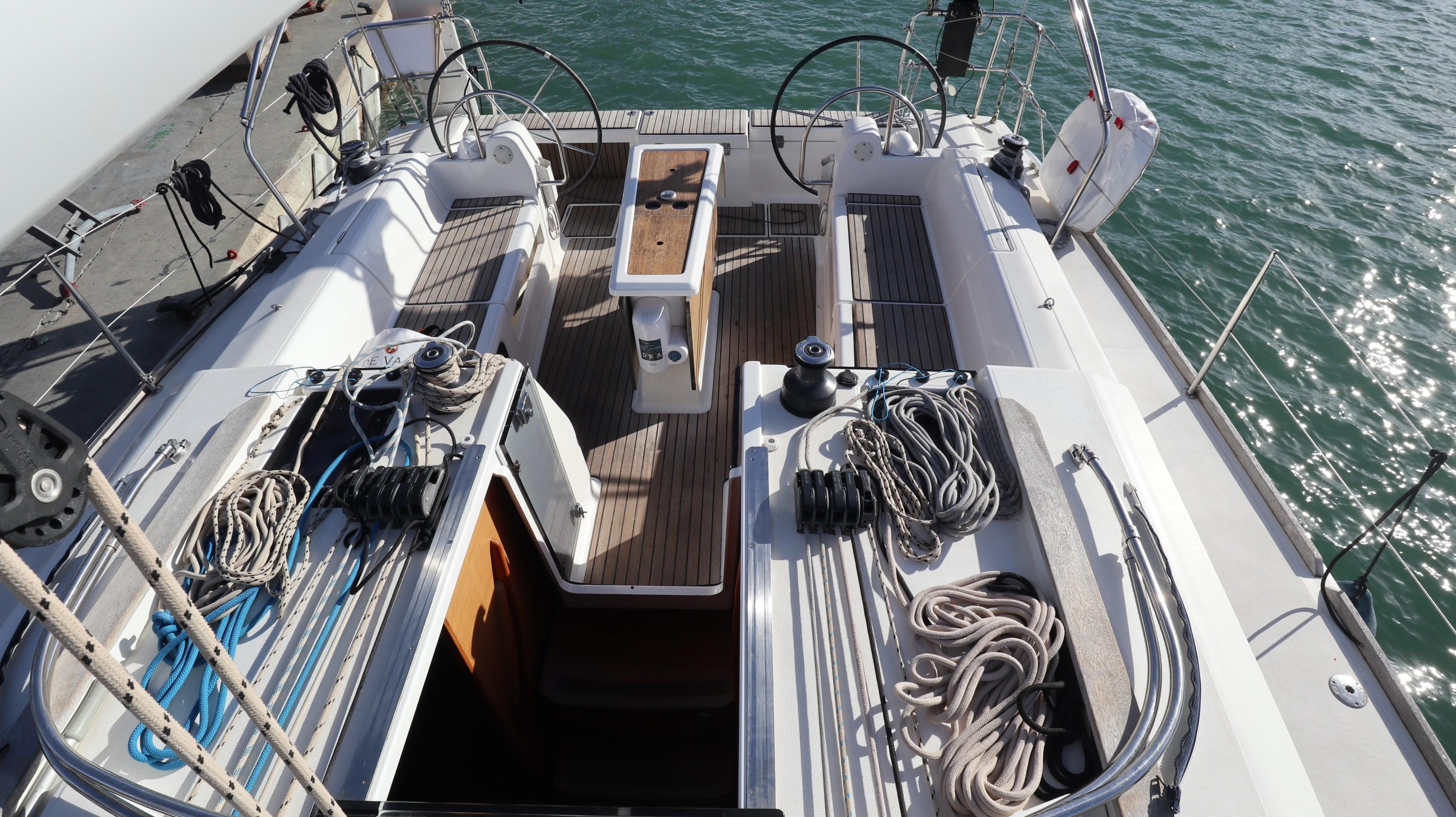 2016 Dufour 412 Grand Large Racer/Cruiser for sale - YachtWorld