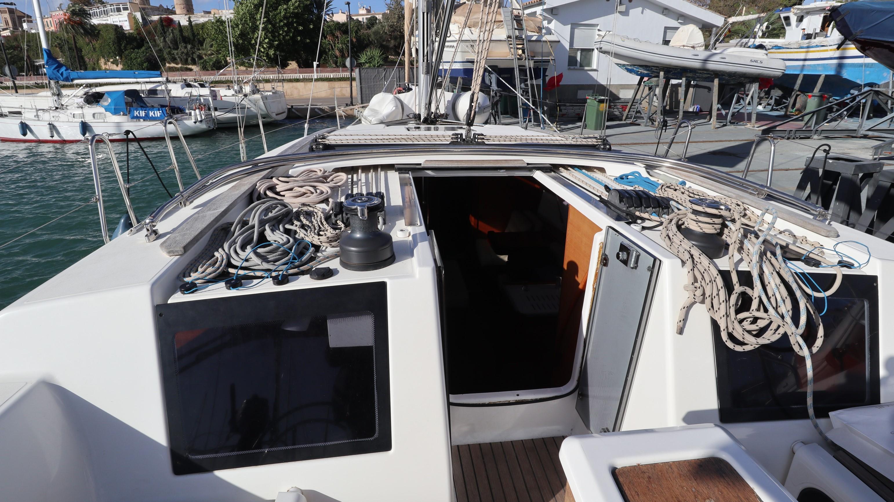 2016 Dufour 412 Grand Large Racer/Cruiser for sale - YachtWorld