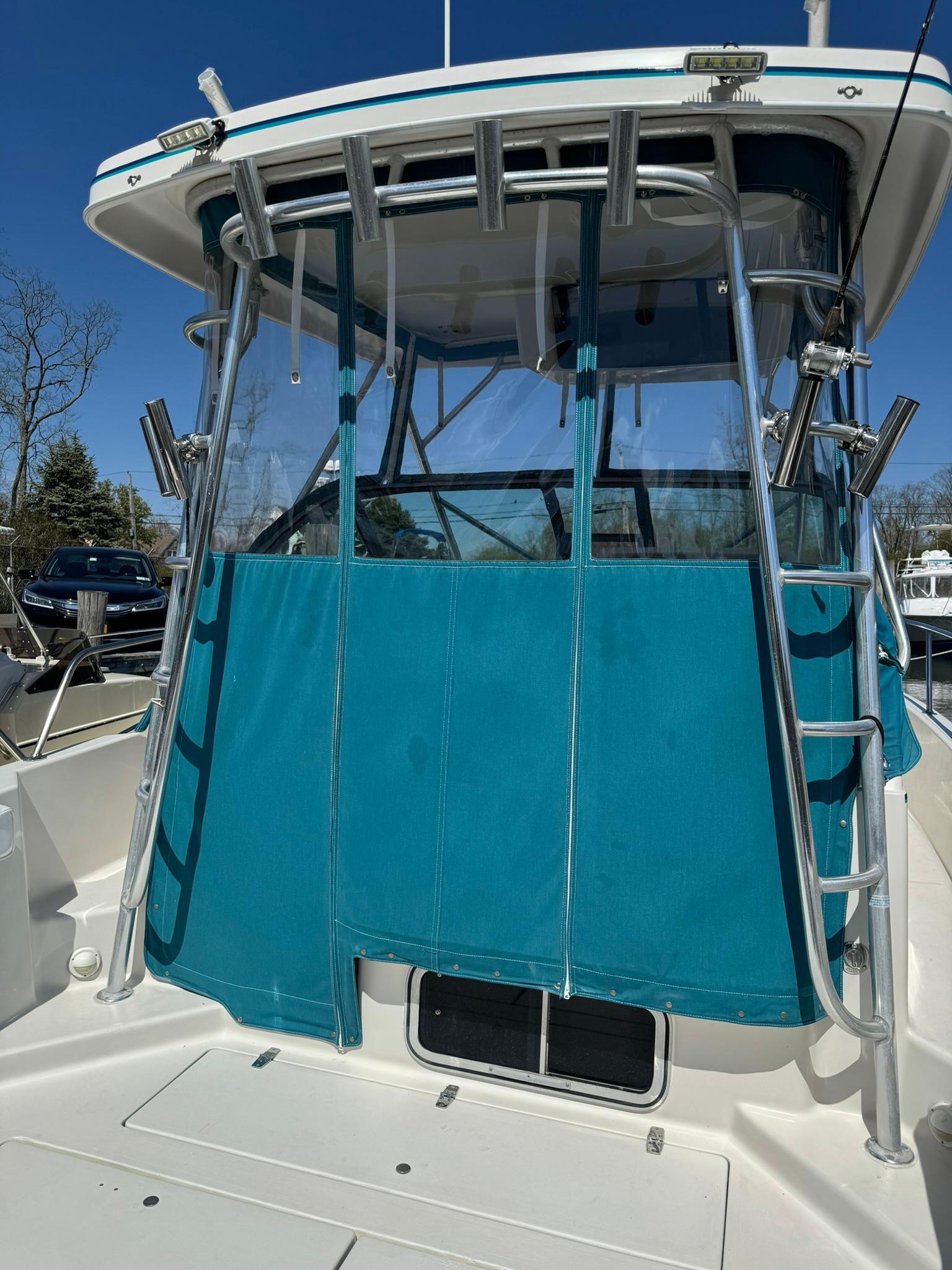 1995 Pro-Line 2950 Walkaround Cuddy Cabin Cuddy Cabin for sale - YachtWorld