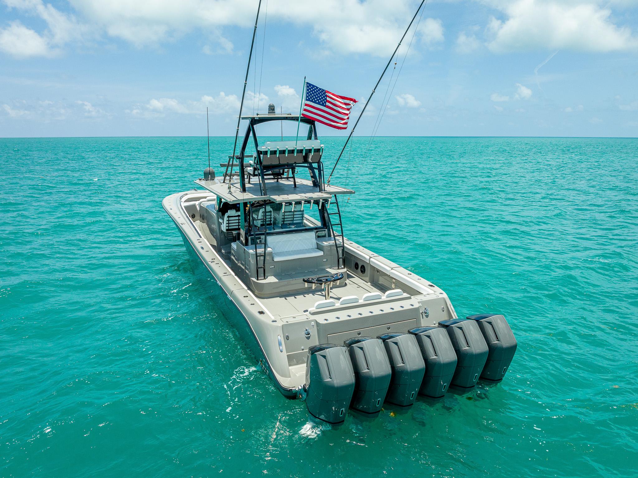 2024 HCB Estrella Center Console Boote Kaufen - YachtWorld