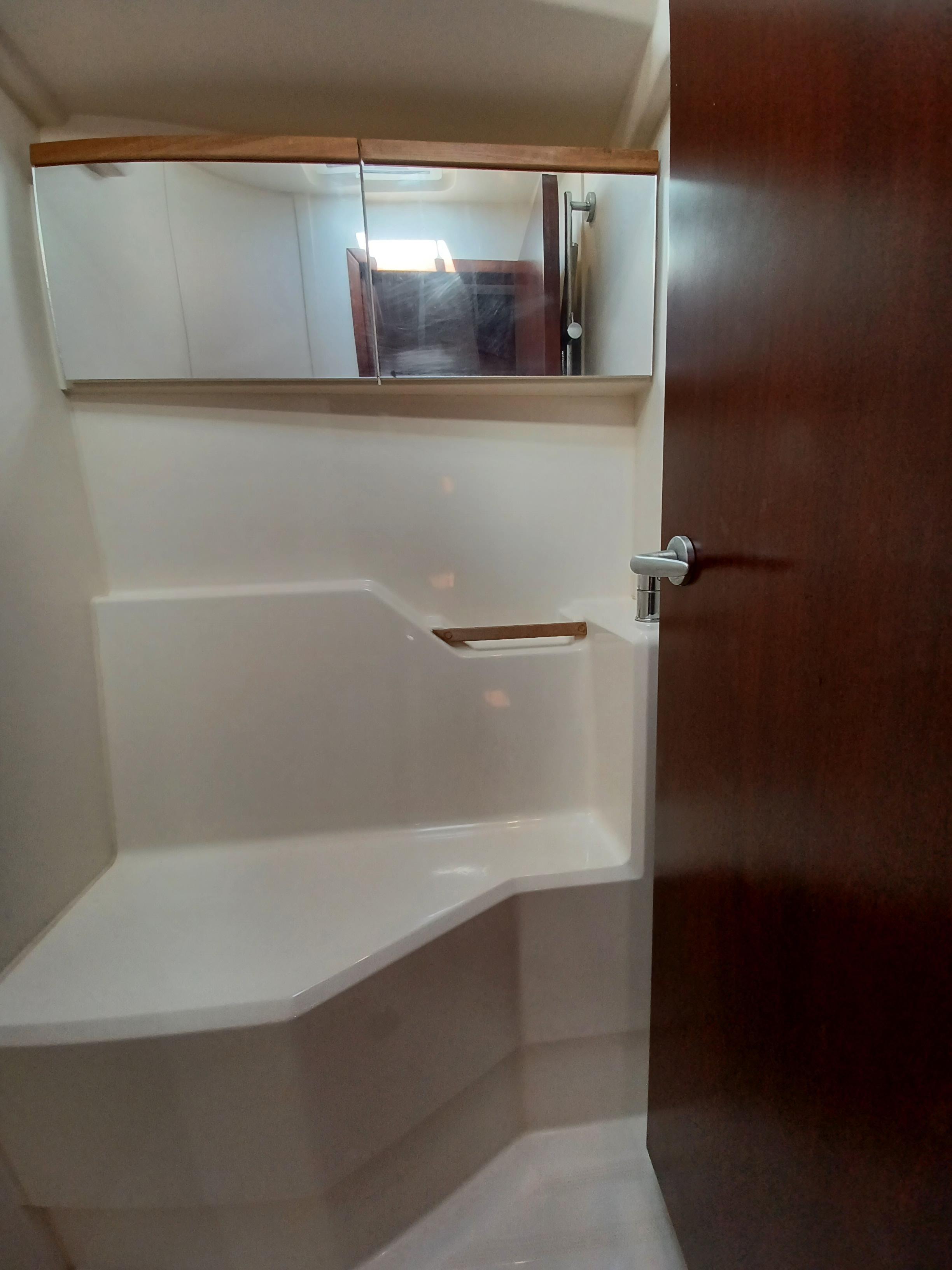 2011 Hanse 445 Cruiser for sale - YachtWorld