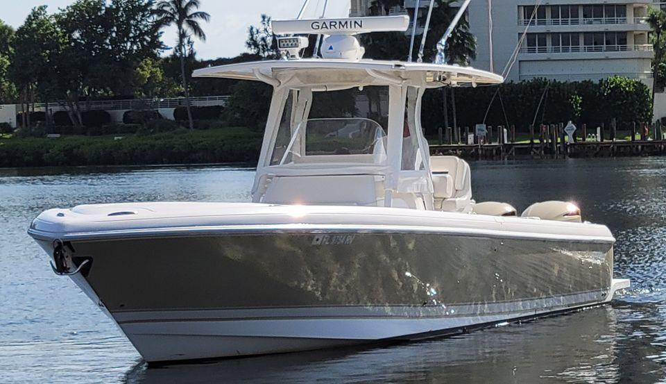 2019 Intrepid 327 Center Console Centre Console for sale - YachtWorld