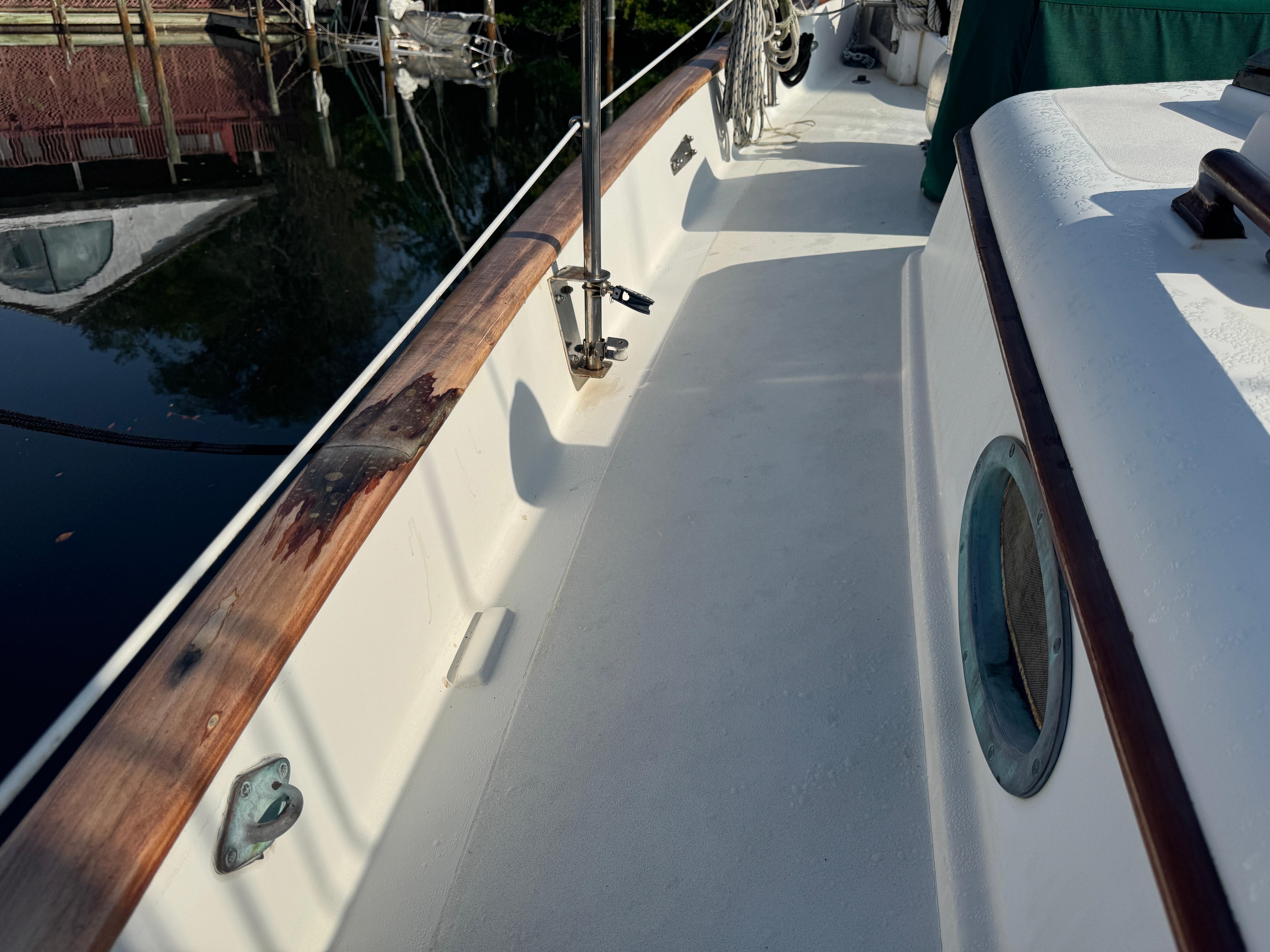 1989 Hans Christian 43T Cutter for sale - YachtWorld