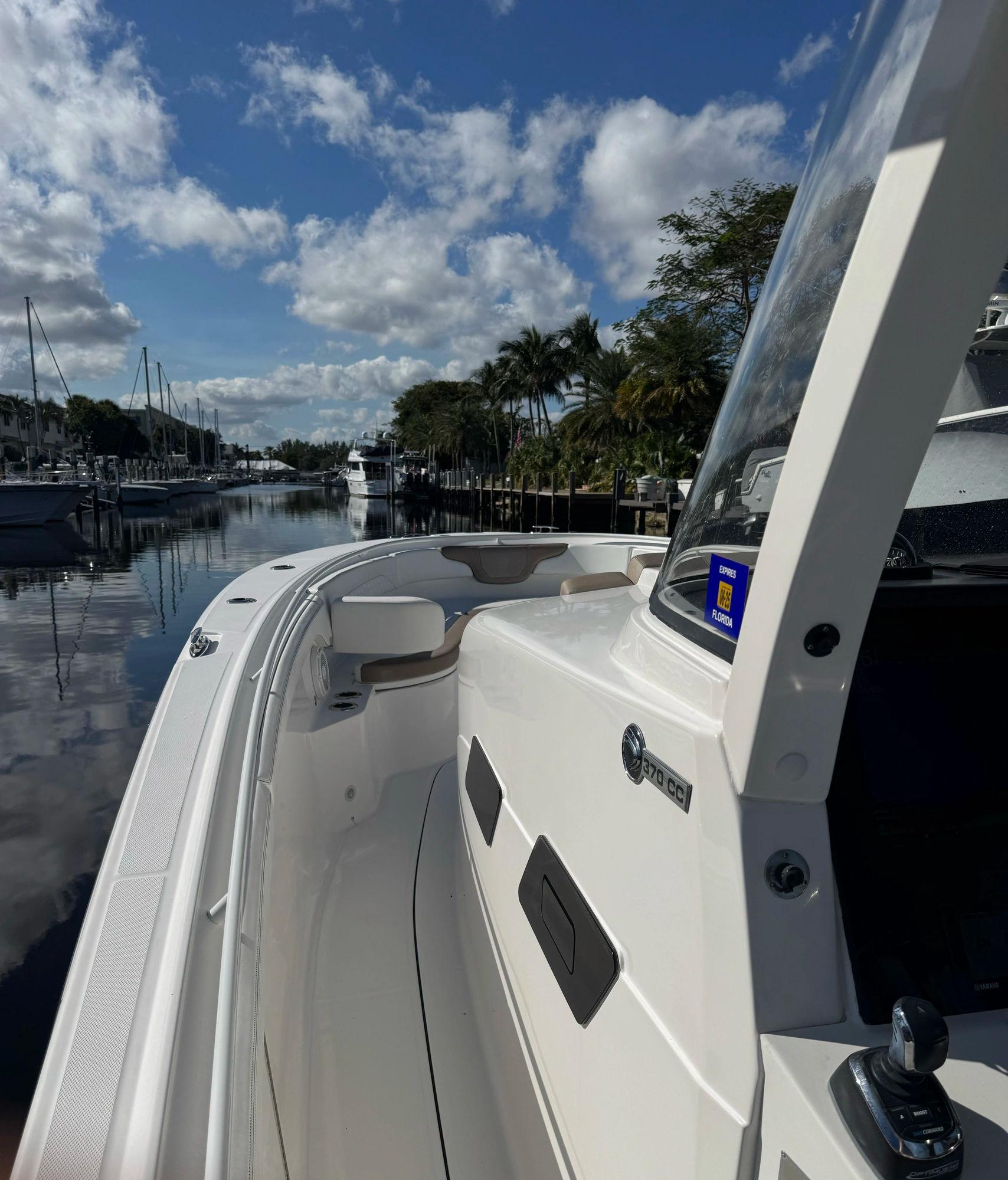 2019 Edgewater 370 CC Center Console for sale - YachtWorld