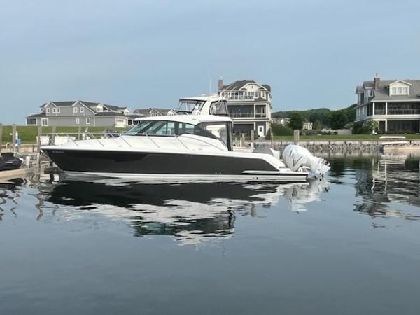 2021 Tiara Sport 43 LE Express Cruiser for sale - YachtWorld