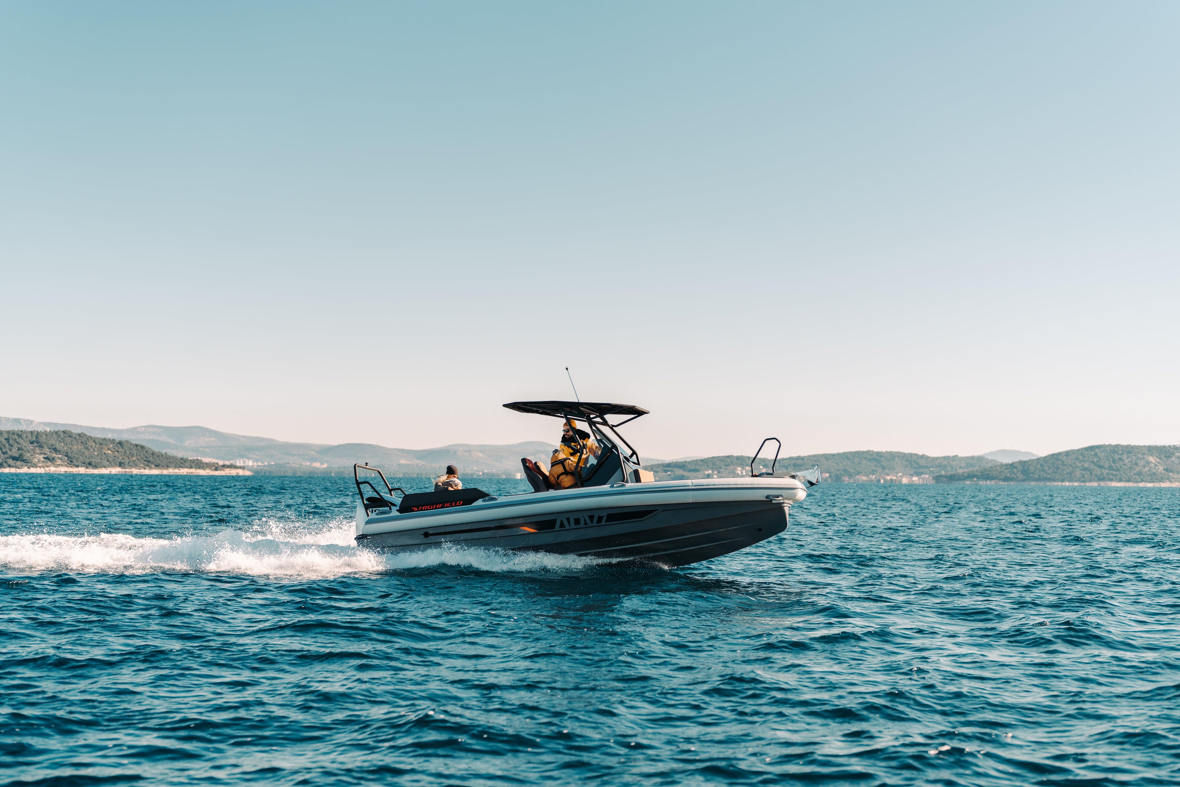 Neu 2026 Highfield ADV7 - Morbihan ( 56 ) | YachtFocus