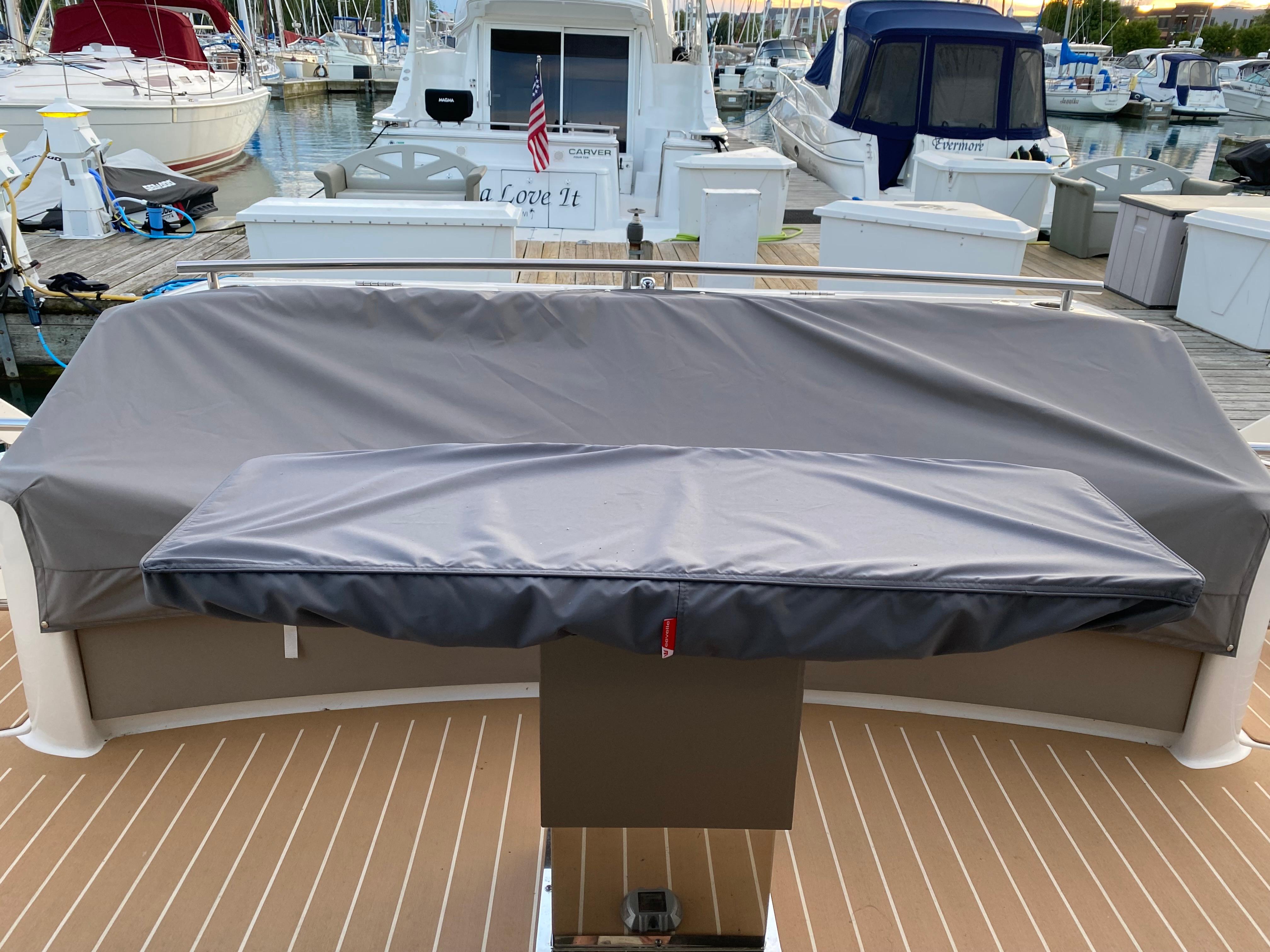 2014 Tiara Yachts 50 Coupe Express Cruiser for sale - YachtWorld