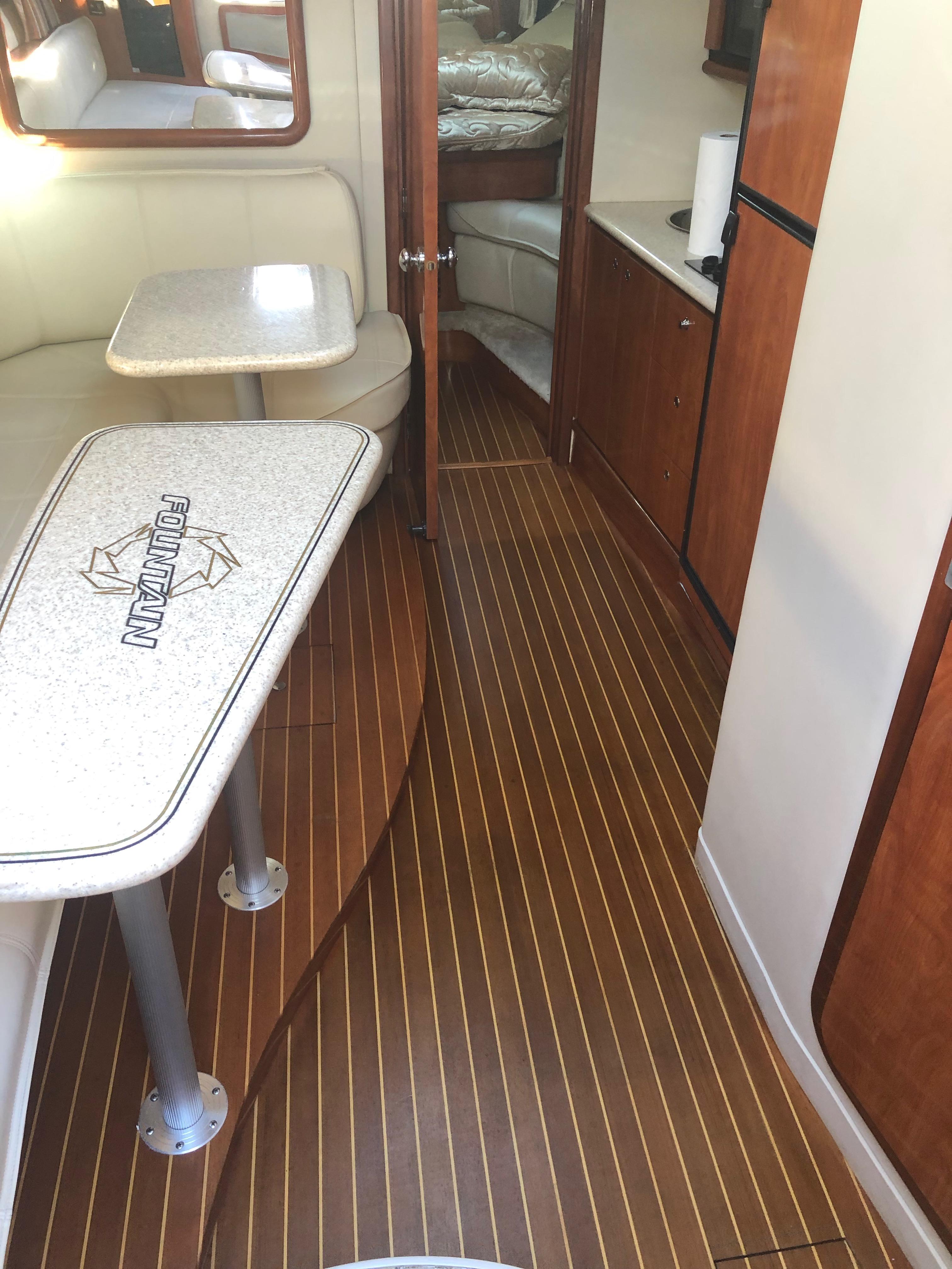 2005 Fountain 48 Express Cruiser Cruiser for sale - YachtWorld