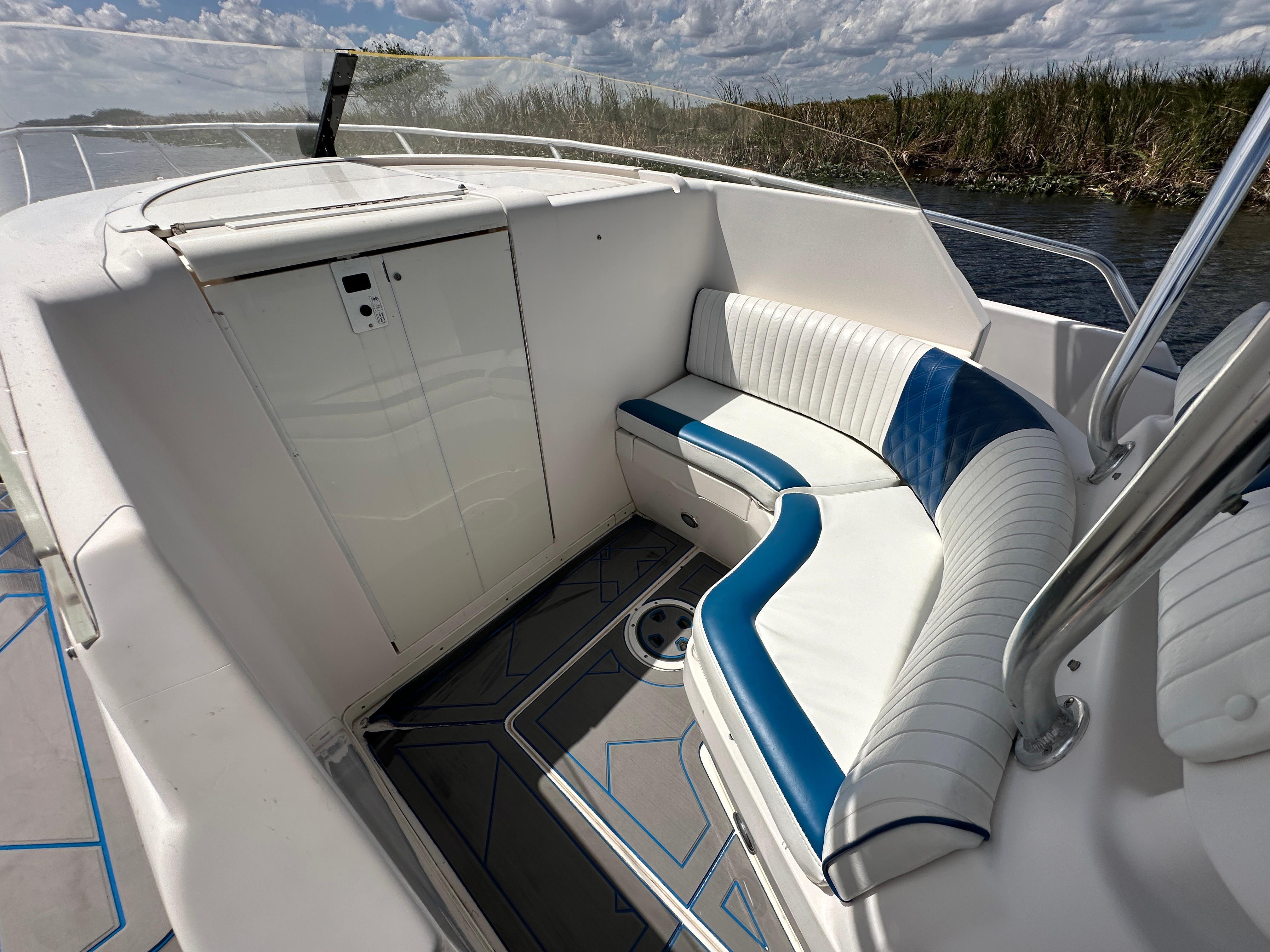 1999 Intrepid 322 Cuddy Cuddy Cabin for sale - YachtWorld