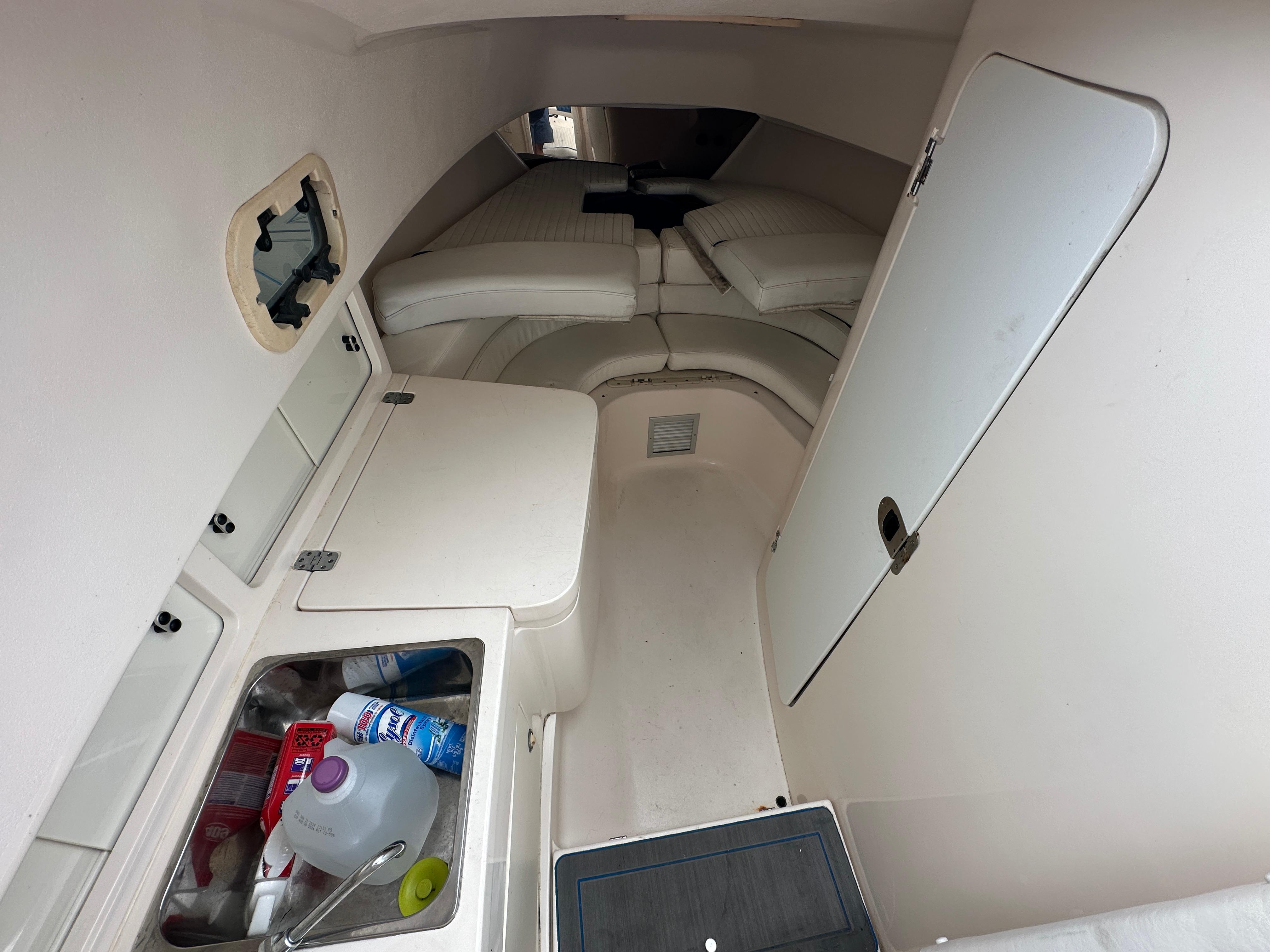 1999 Intrepid 322 Cuddy Cuddy Cabin for sale - YachtWorld