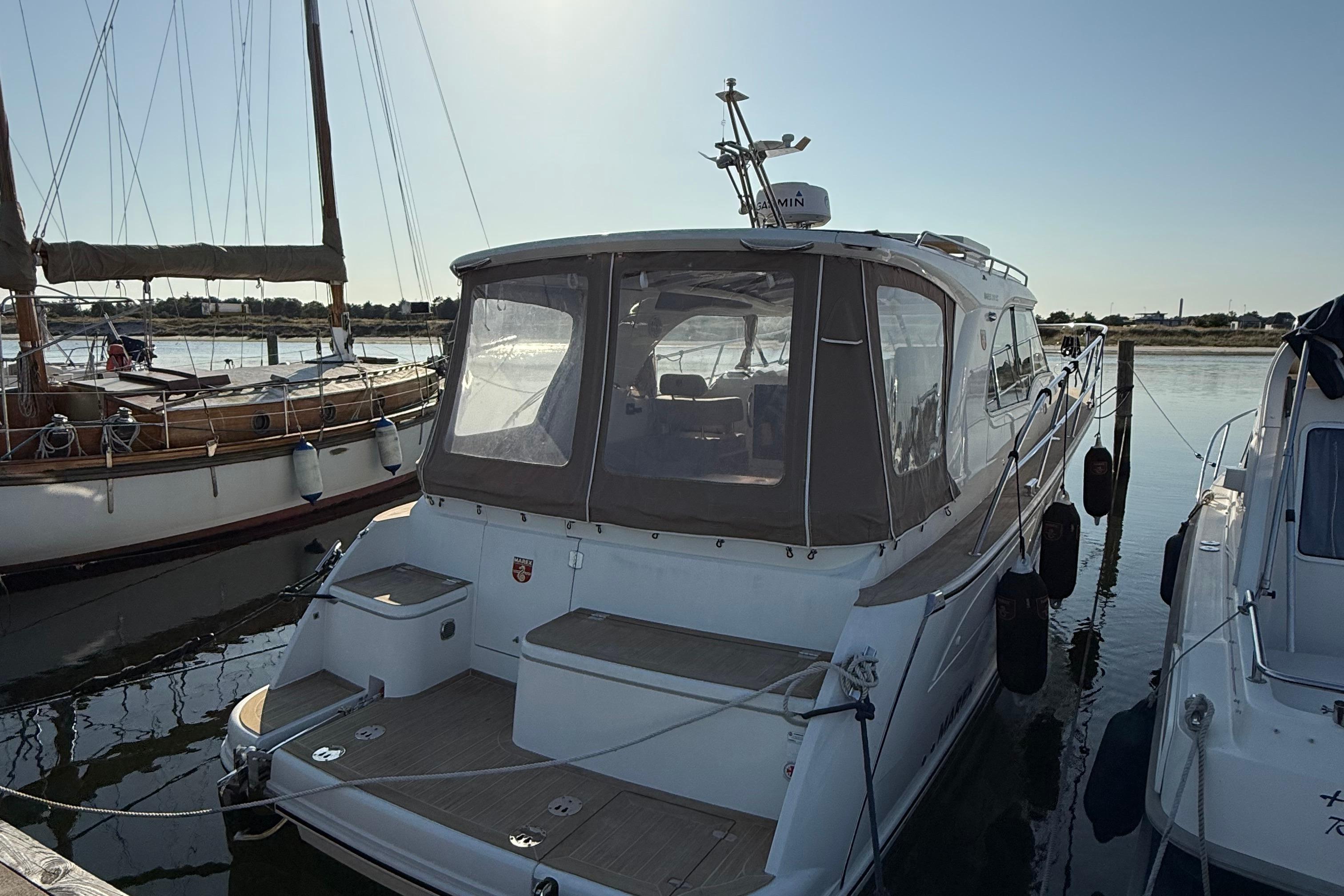 Marex 310 Sun Cruiser | 9m | 2018 | Boats and Outboards