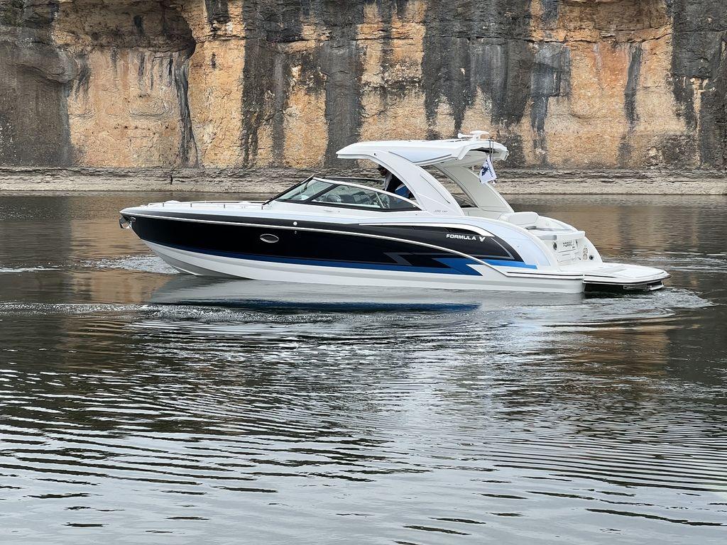 2023 Formula 350 Crossover Bowrider Bowrider Boote Kaufen - YachtWorld