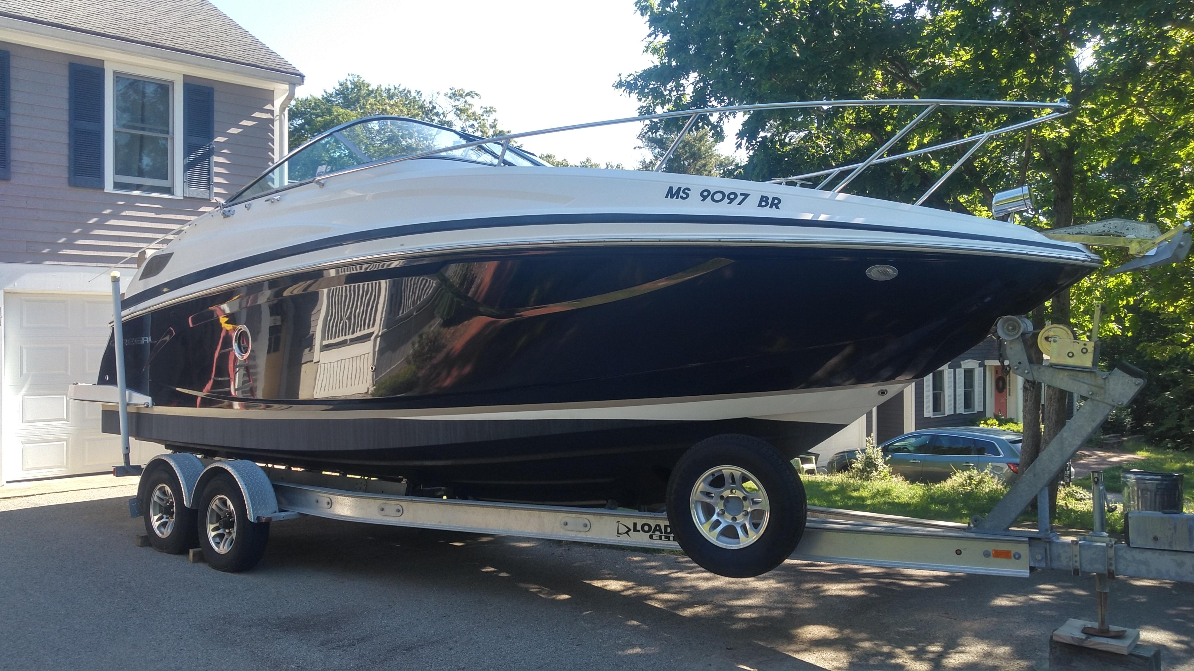 2014 Regal 28 Express Express Cruiser for sale - YachtWorld