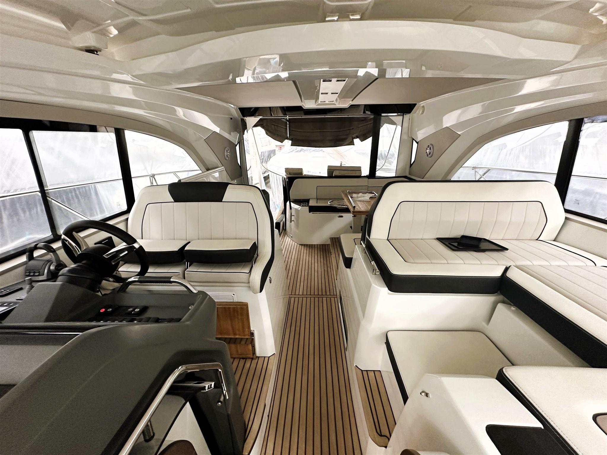 2020 Jeanneau Leader 46 Expresskruisers te koop- YachtWorld