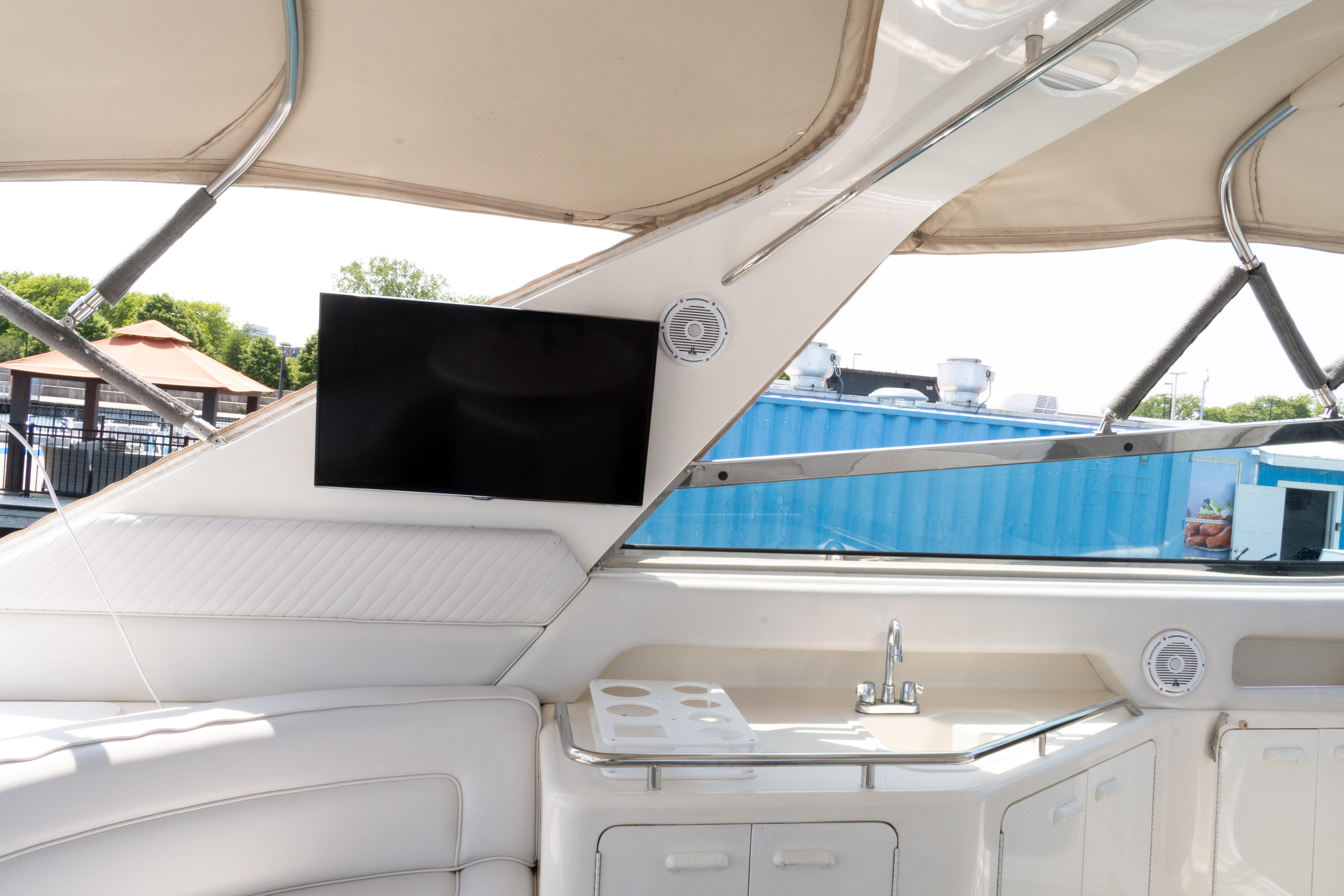 1996 Sea Ray 630 Super Sun Sport Express Cruiser for sale - YachtWorld