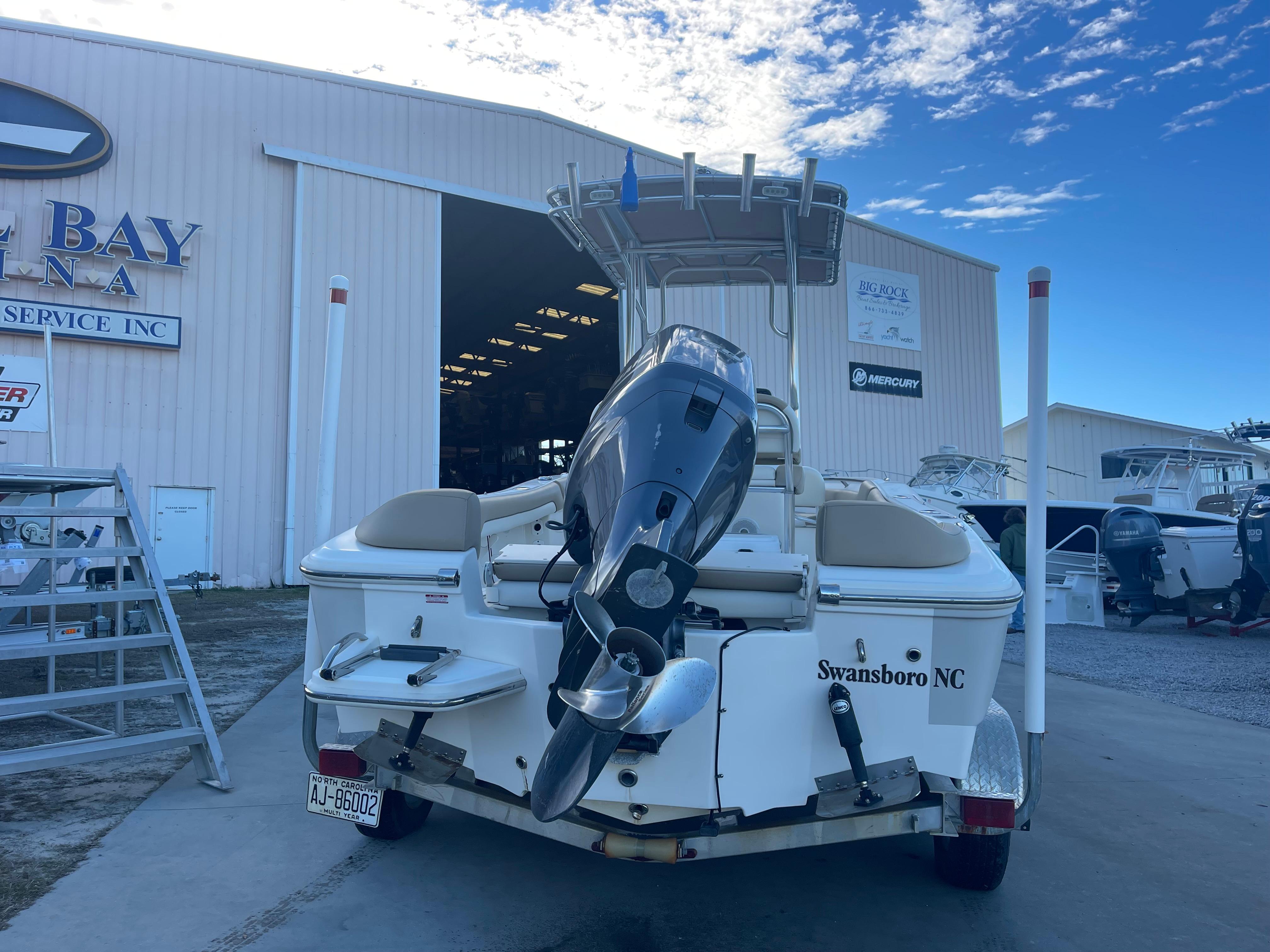 2014 Pioneer 197 Islander Center Console Boote Kaufen - YachtWorld