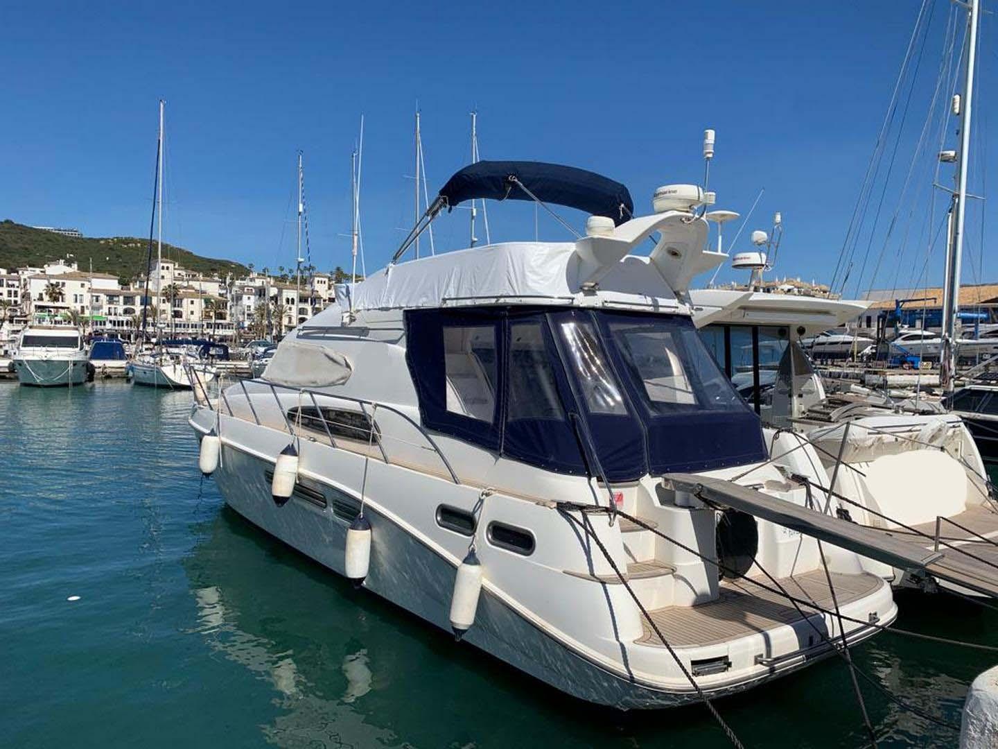 2000 Sealine T46 Flybridge for sale - YachtWorld