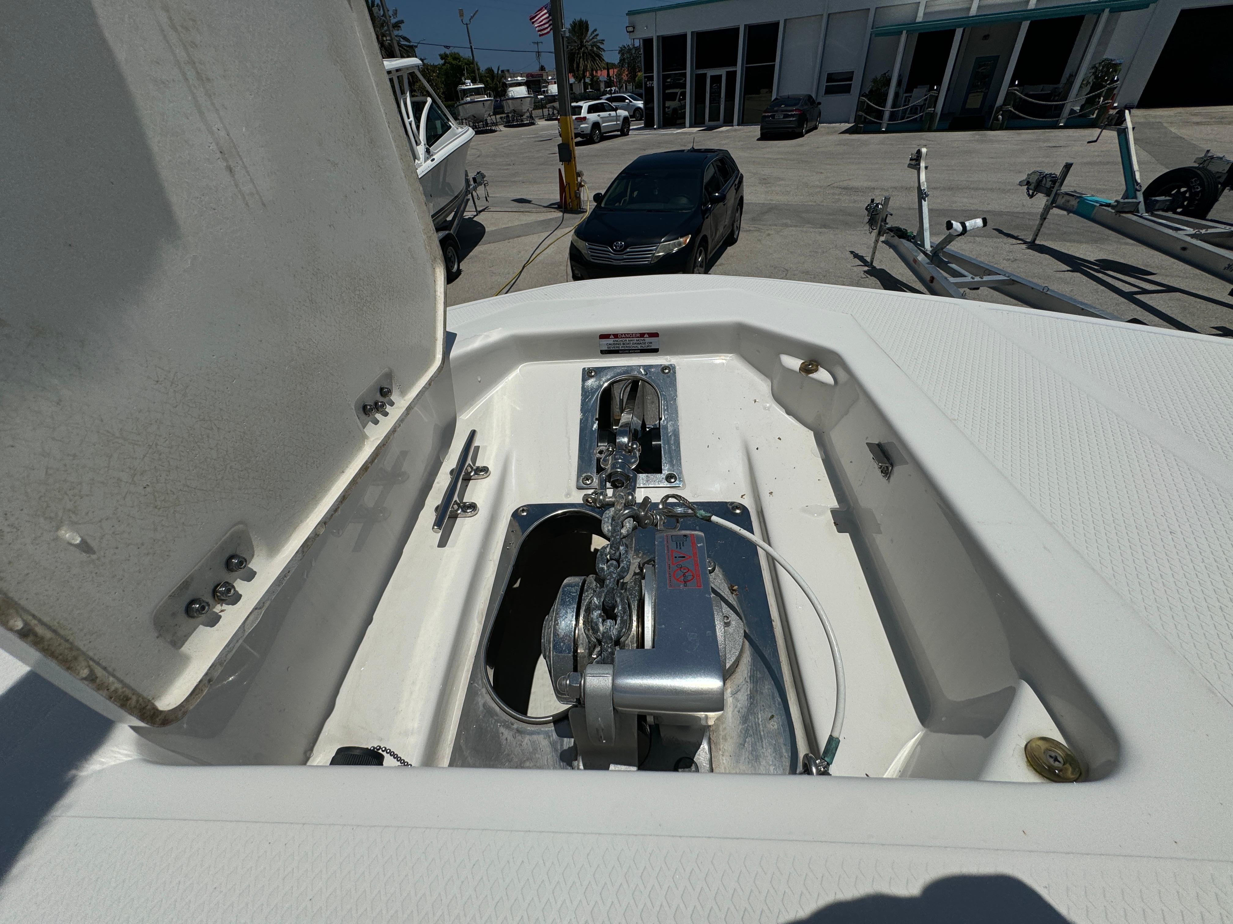 2021 Robalo R317 Dual Console for sale - YachtWorld