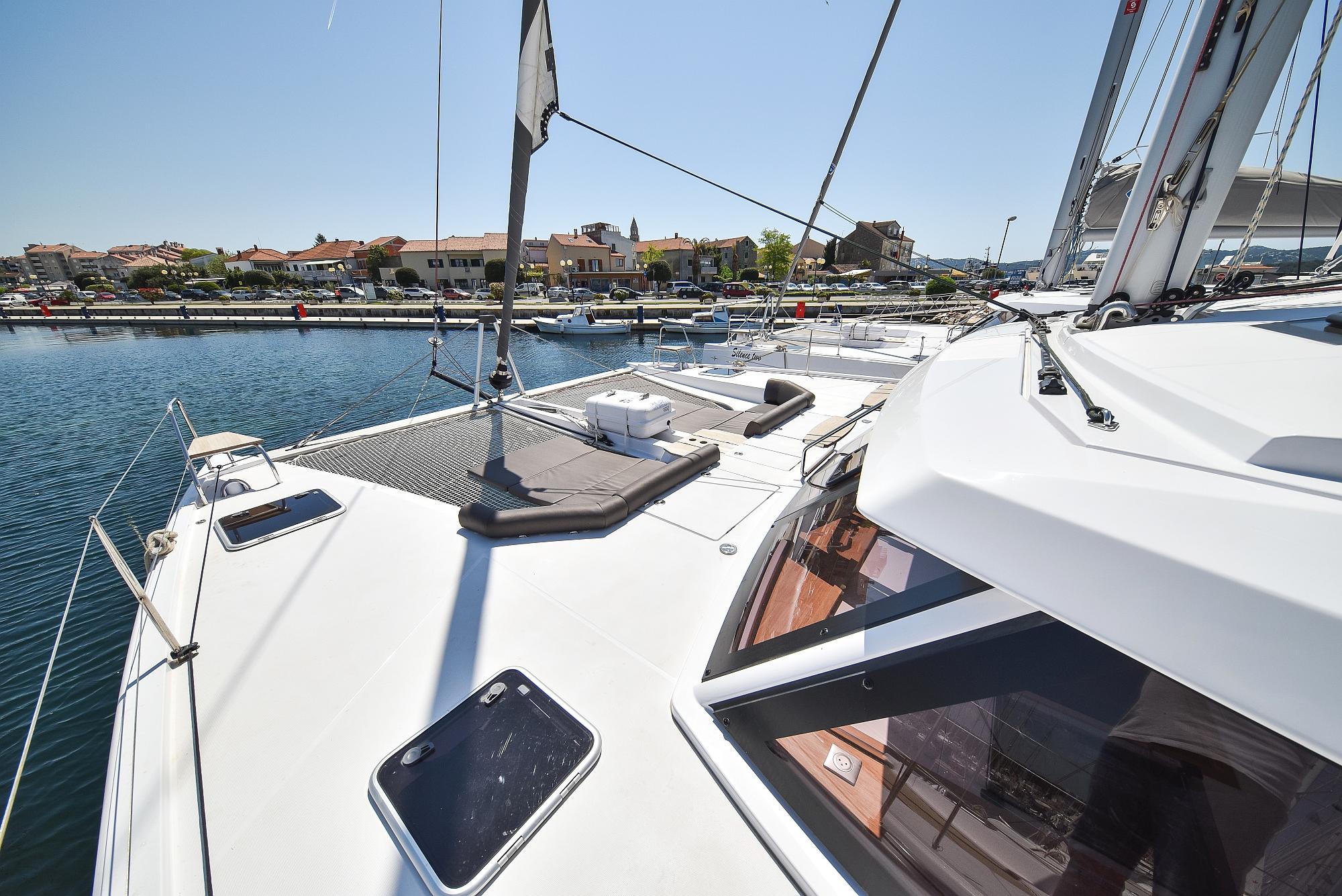 2018 Nautitech OPEN 46 FLY Catamaran for sale - YachtWorld