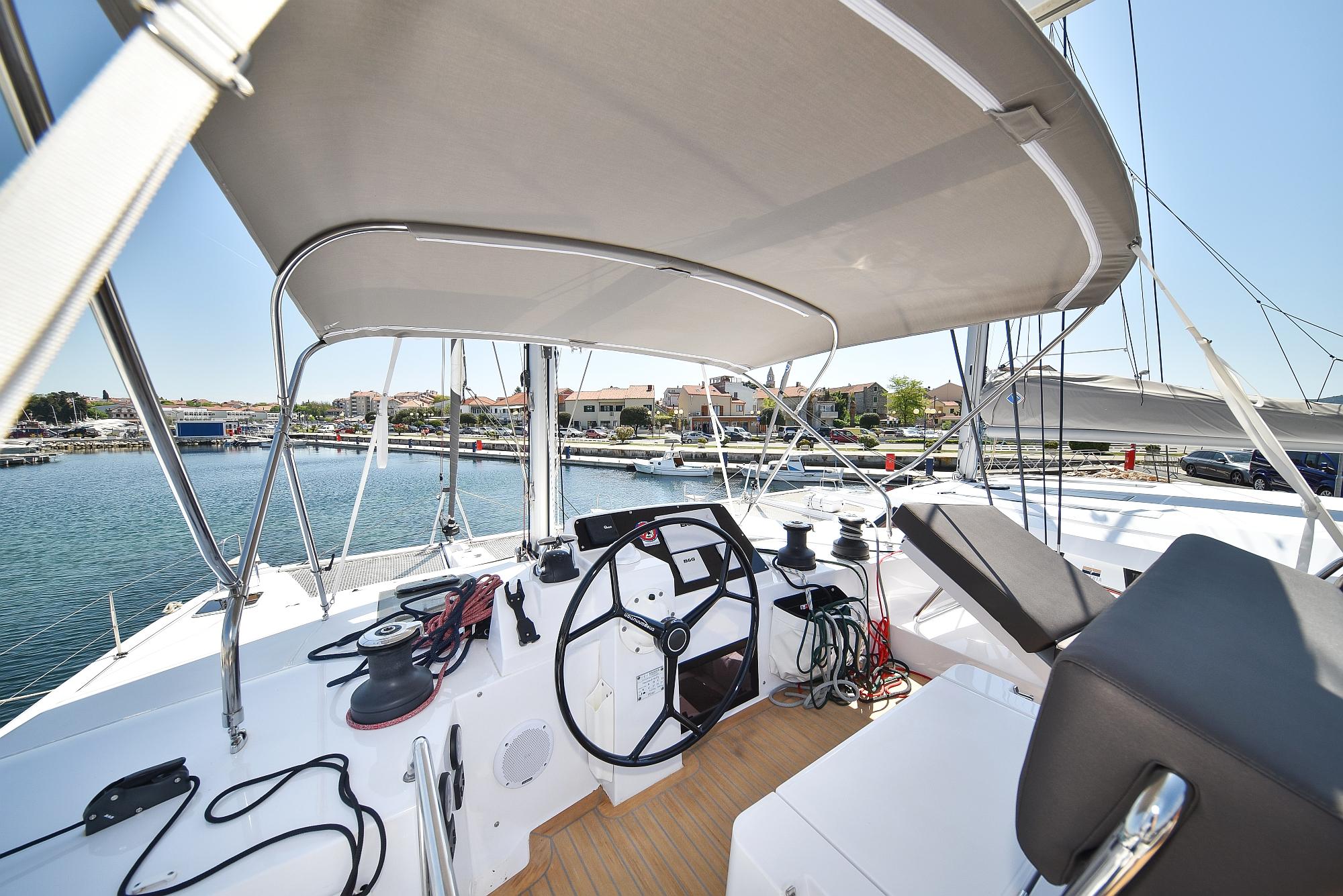 2018 Nautitech OPEN 46 FLY Catamaran for sale - YachtWorld