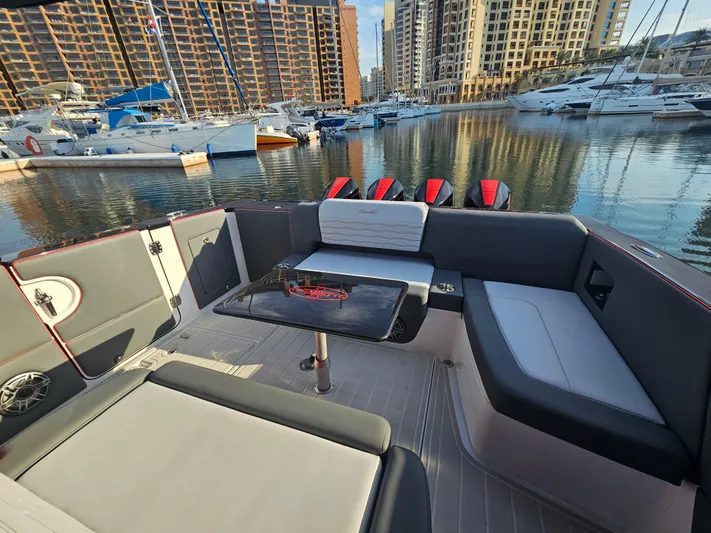 Roman Eagle Yacht for Sale | 47 Cigarette Yachts Dubai, United Arab ...