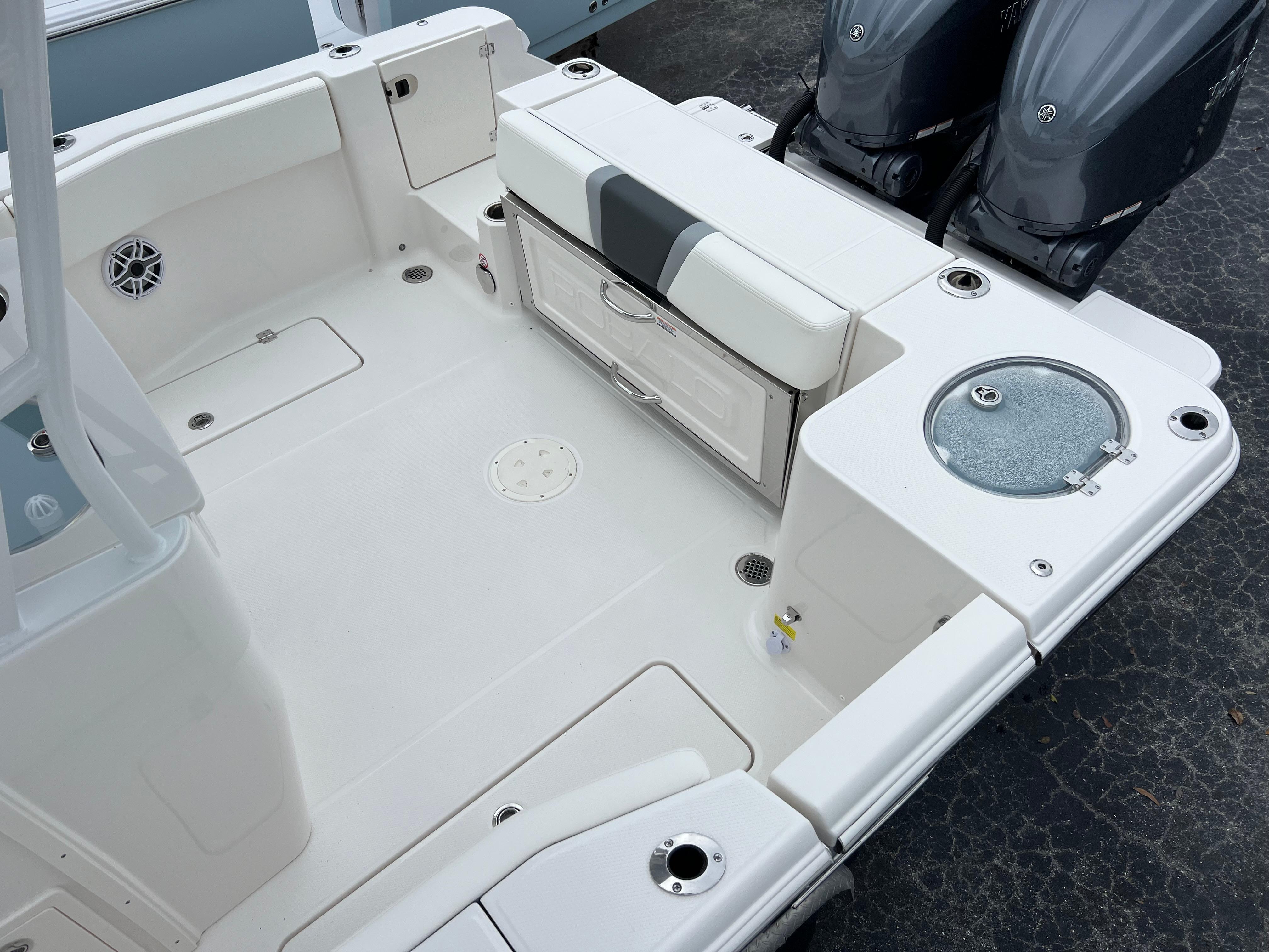 2024 Robalo R270 Center Console for sale - YachtWorld