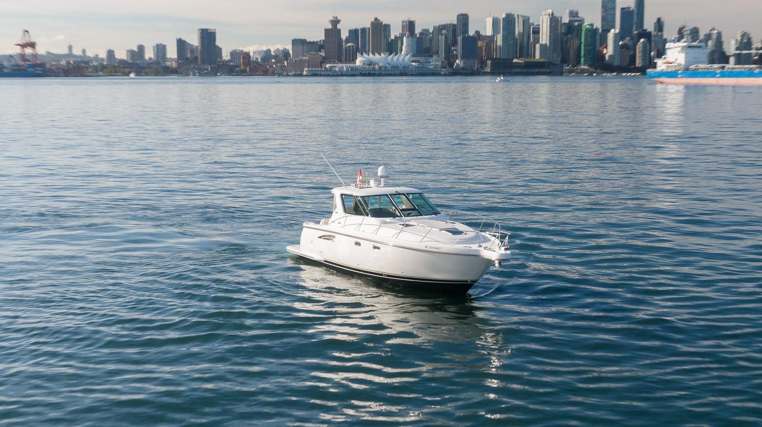 2005 Tiara Yachts 3600 Sovran Express Cruiser for sale - YachtWorld