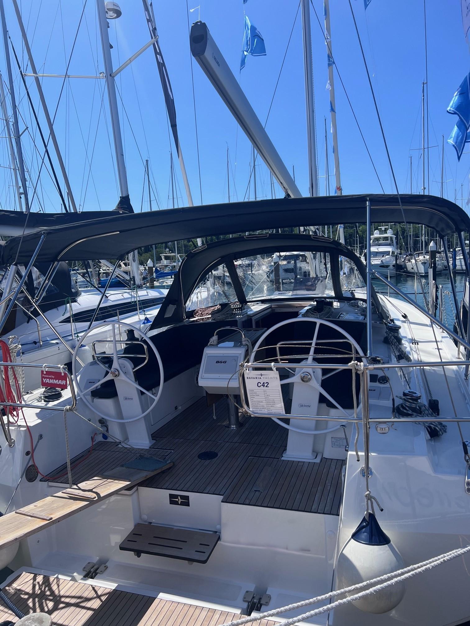 Ocasión 2023 Bavaria C42 | TopBarcos.com