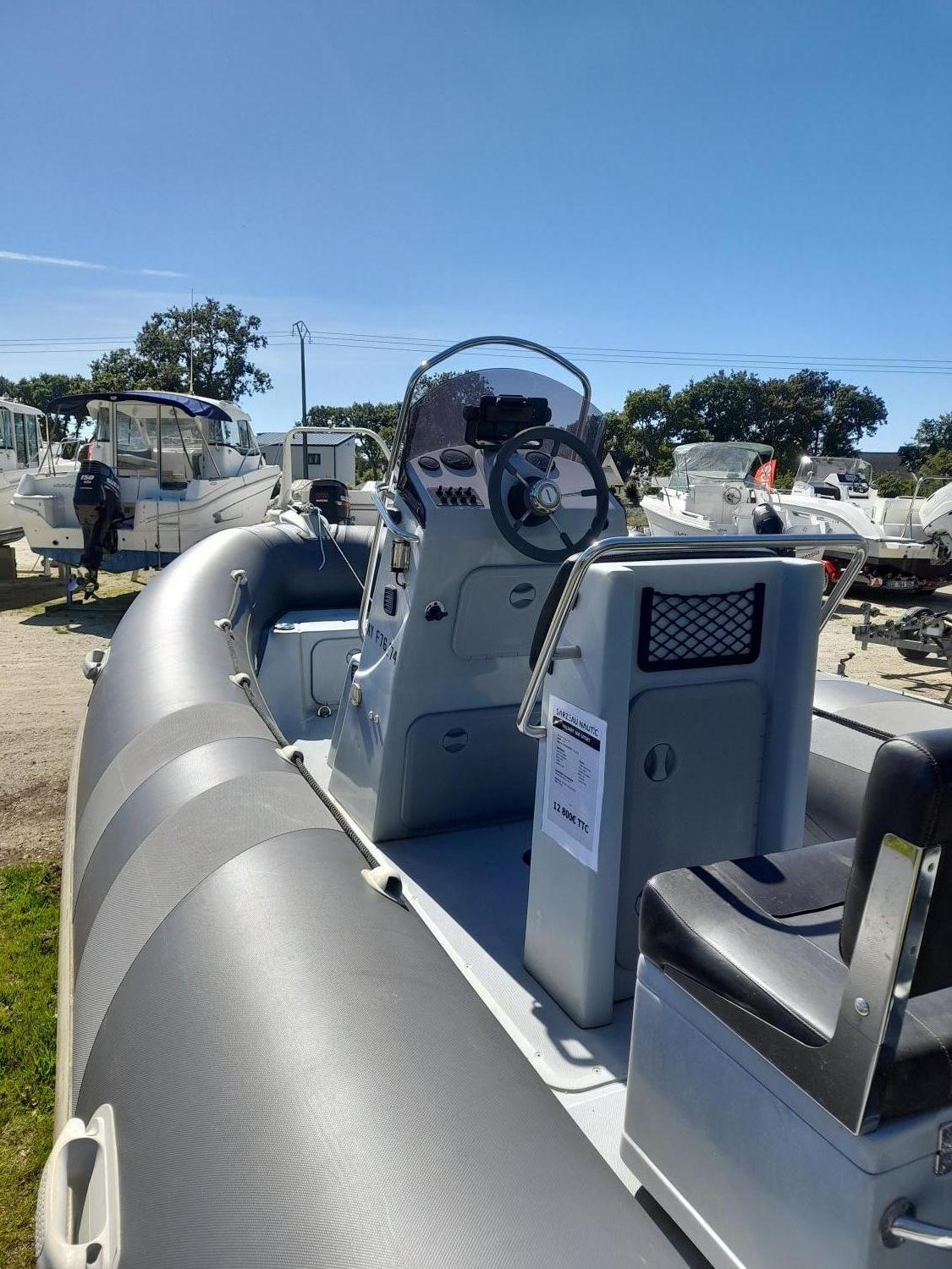 Valiant 500 Sport Usado en Morbihan ( 56 ) - Cosas de Barcos