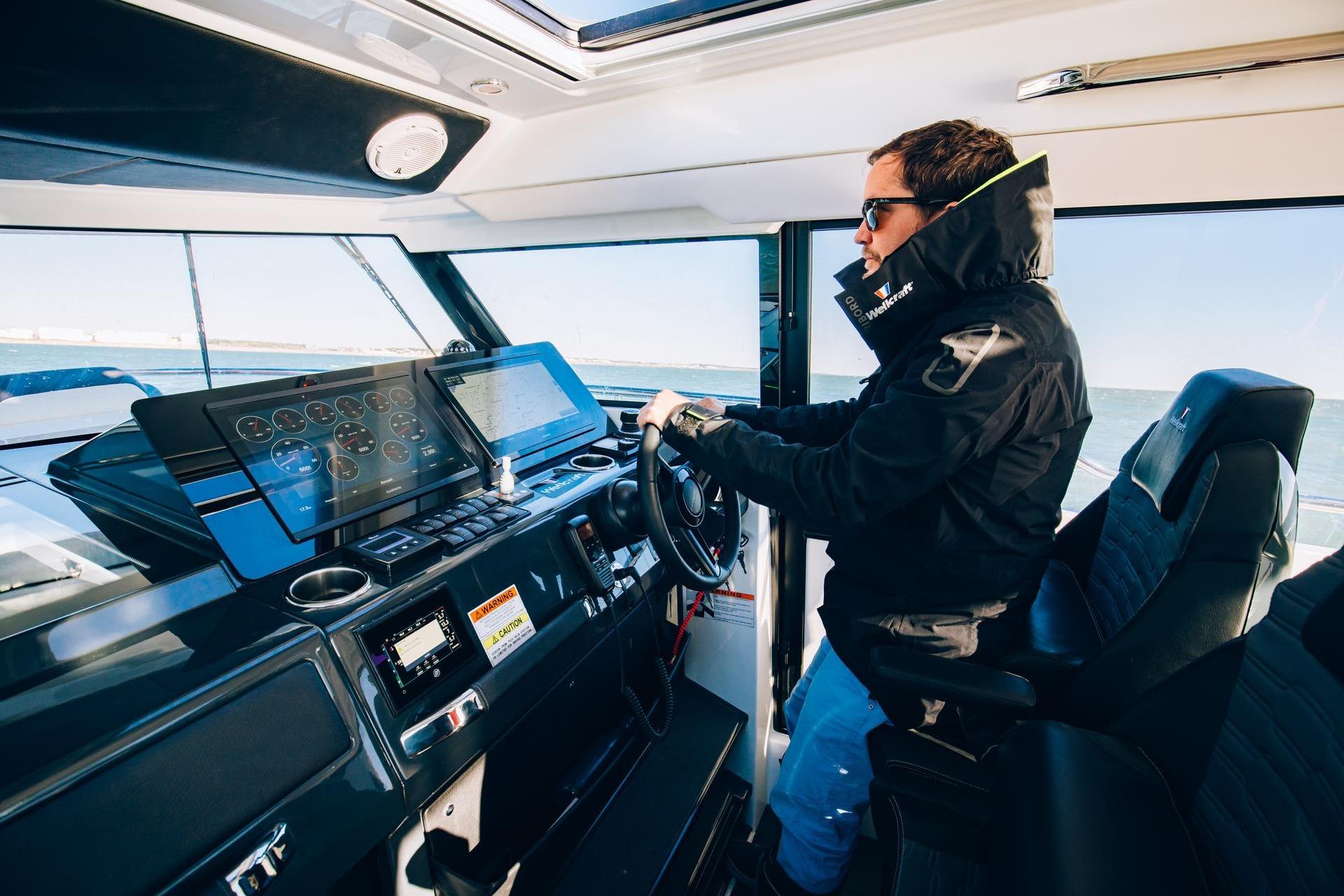 Nuevo 2026 Wellcraft 38 Explorer | TopBarcos.com