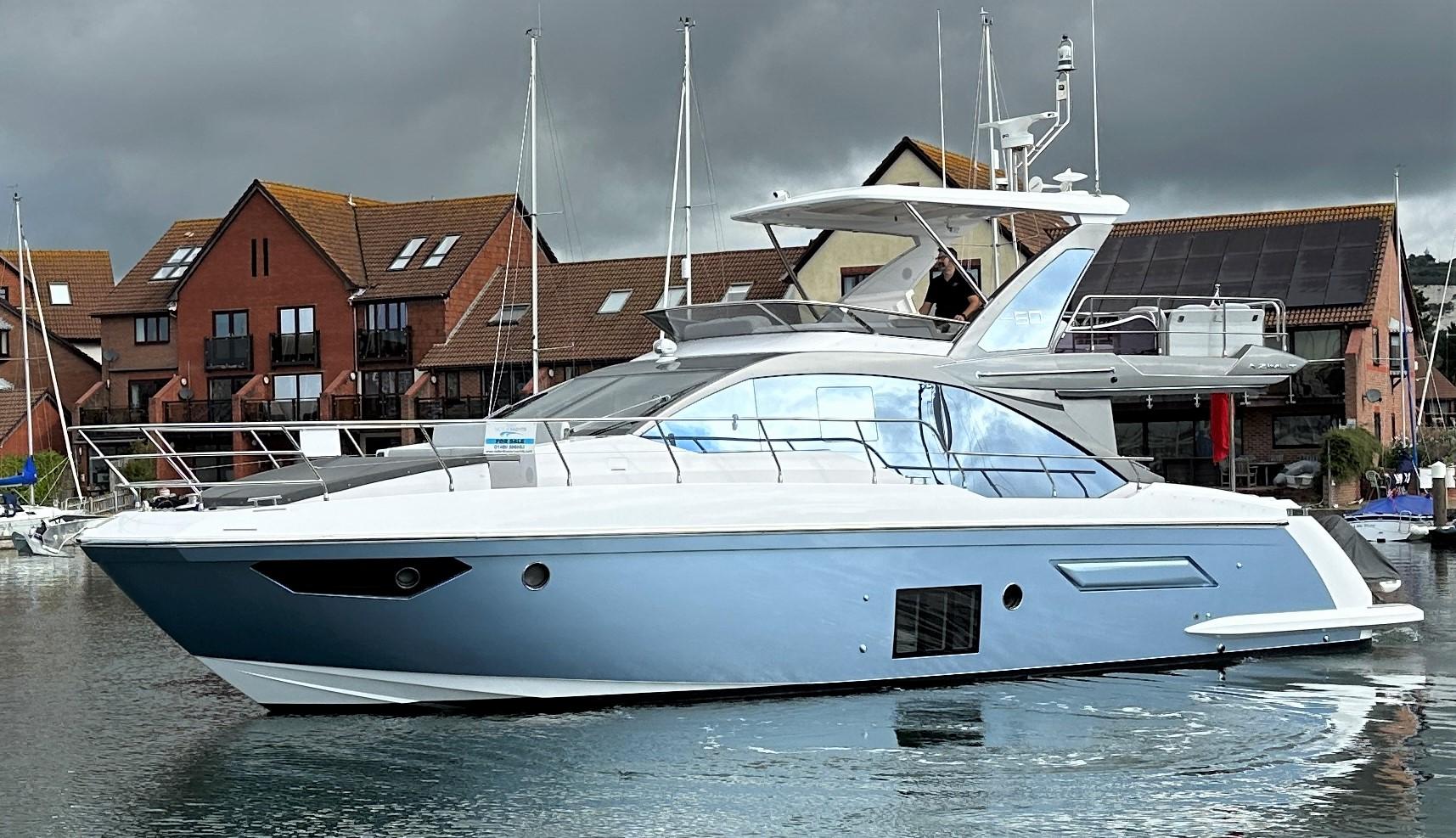 2022 Azimut Flybridge 50 TTop Flybridge for sale - YachtWorld