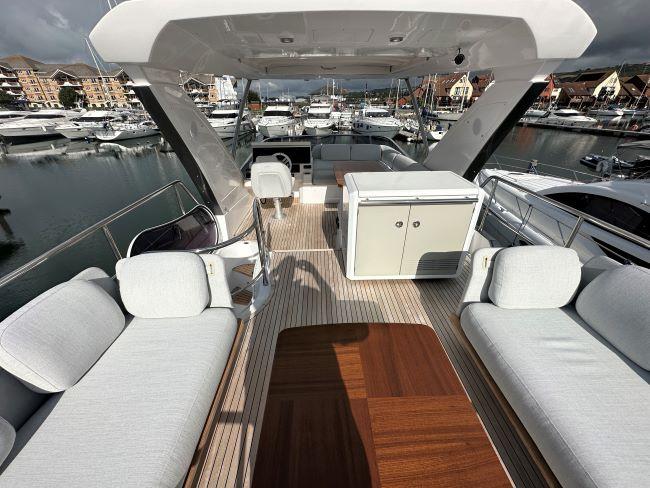 2022 Azimut Flybridge 50 TTop Flybridge for sale - YachtWorld