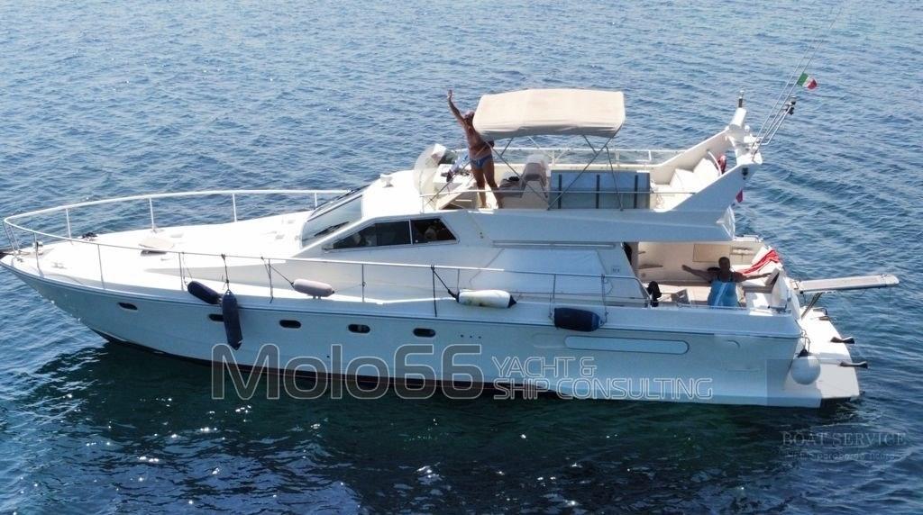 Used 1992 Ferretti Yachts Craft 52S Fly | TopBoats