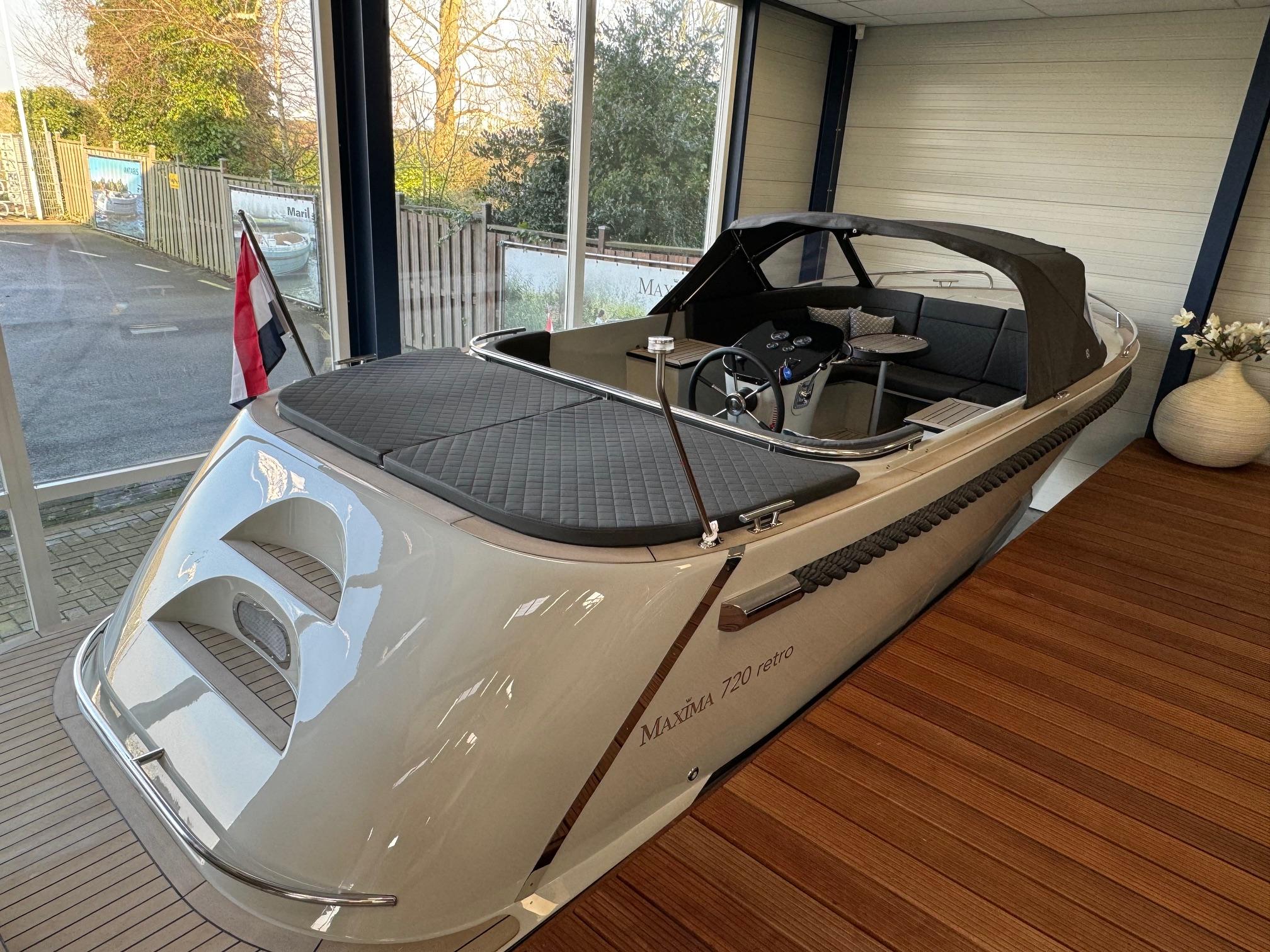 Used Maxima 720 (op voorraad) - iNautia