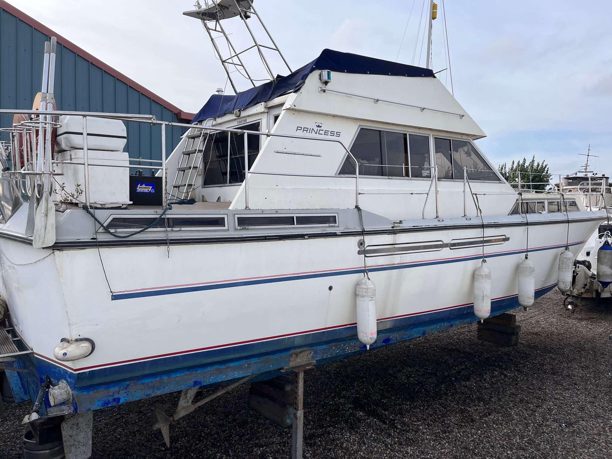 1979 Princess 41 Flybridge Sports cruiser à vendre - YachtWorld
