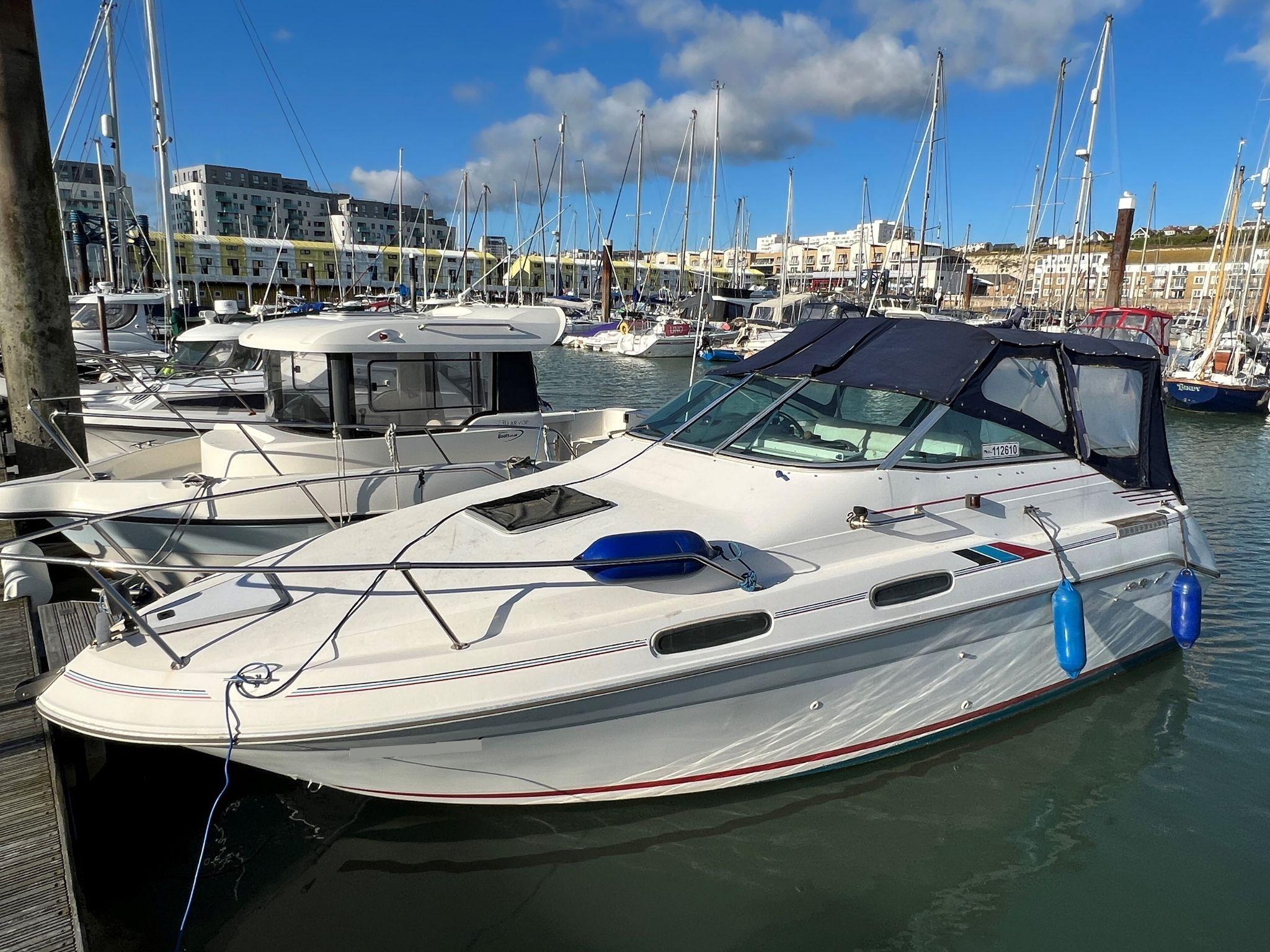 1993 Sea Ray 230 Sundancer Sportboot Kaufen - YachtWorld