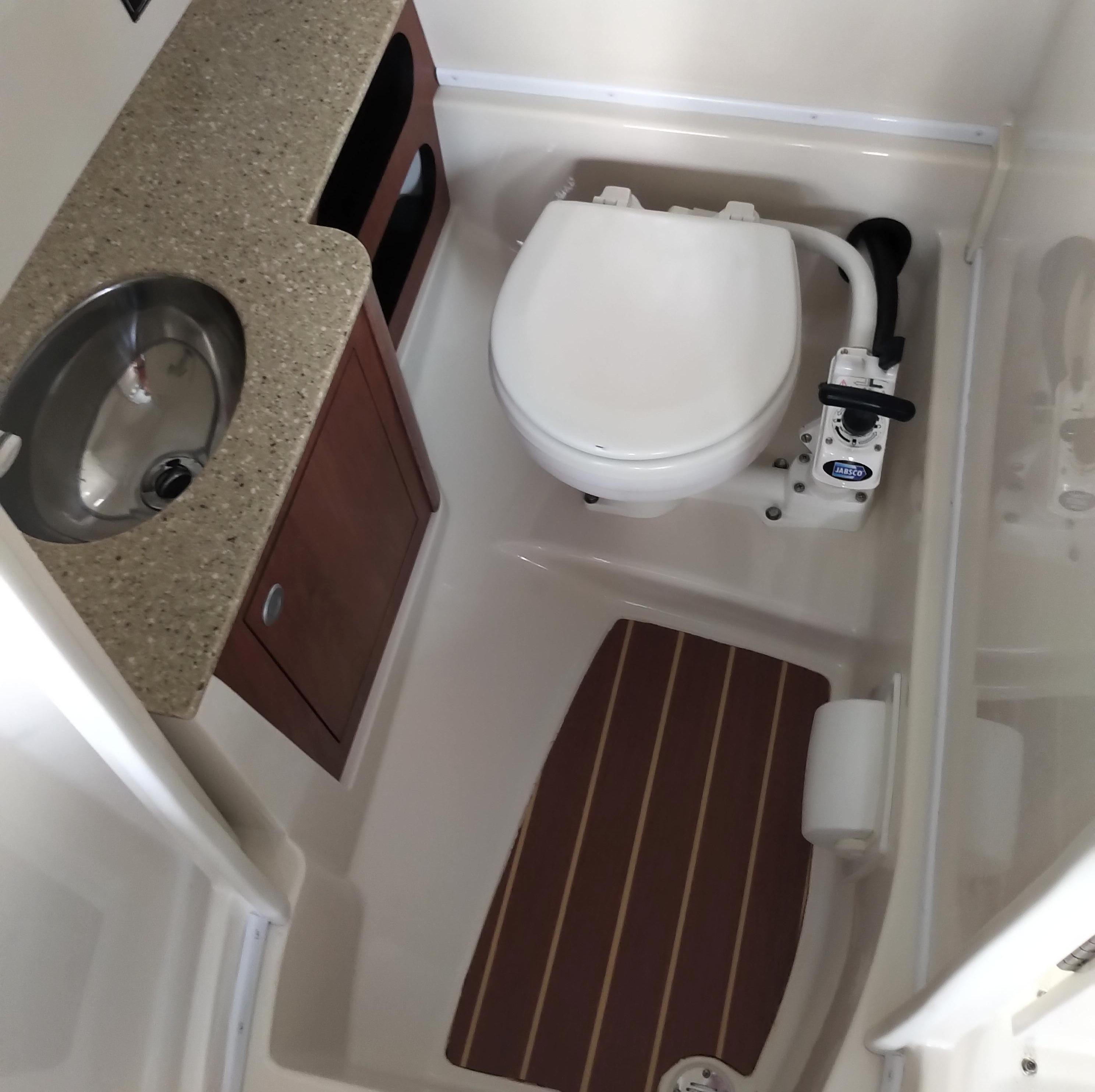 2011 Monterey M5 Sport Boat Runabout for sale - YachtWorld