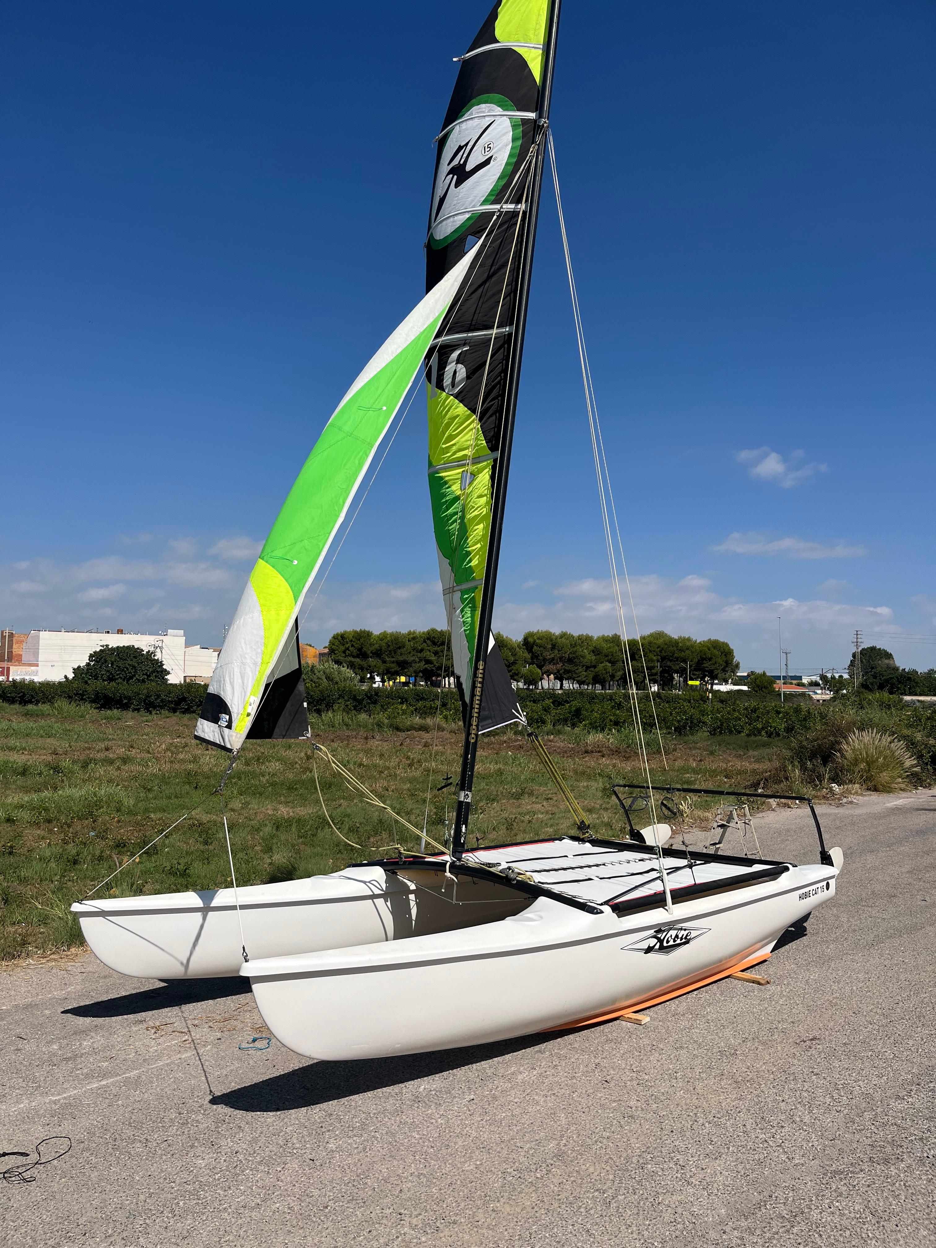Used 2016 Hobie Cat 15 CLUB - Valencia | TopBoats
