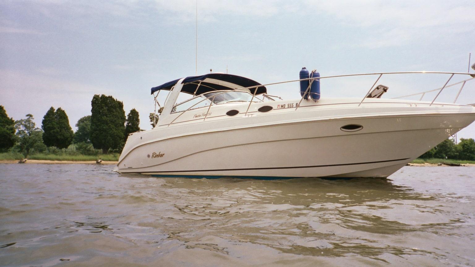 2000 Rinker 330 Fiesta Vee Sports Cruiser for sale - YachtWorld