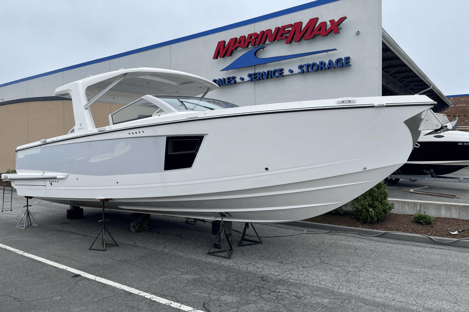 2023 Aviara AV40 Outboard Runabout for sale - YachtWorld