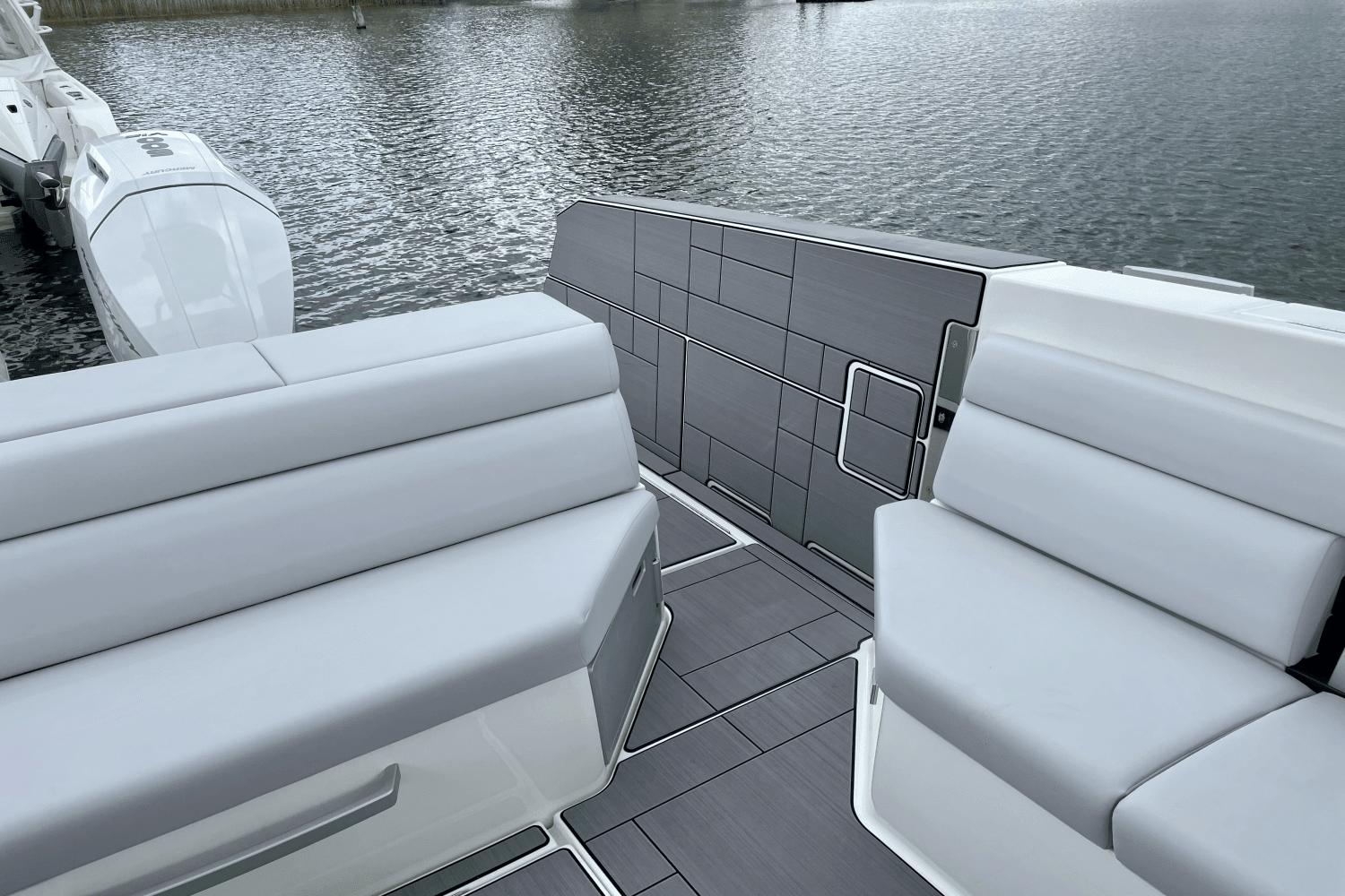 2023 Aviara AV40 Outboard Runabout for sale - YachtWorld