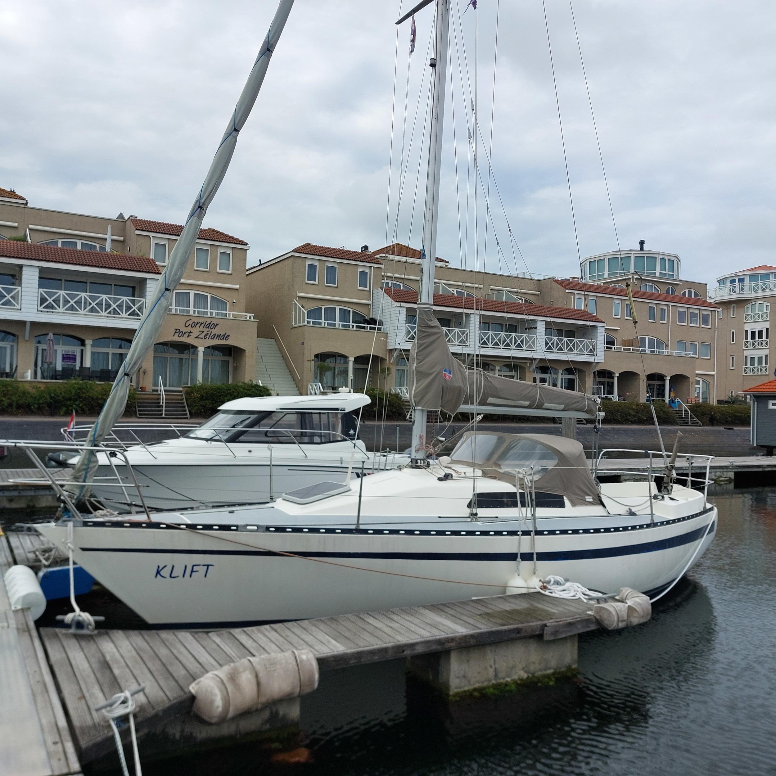 Used UFO 27 - iNautia