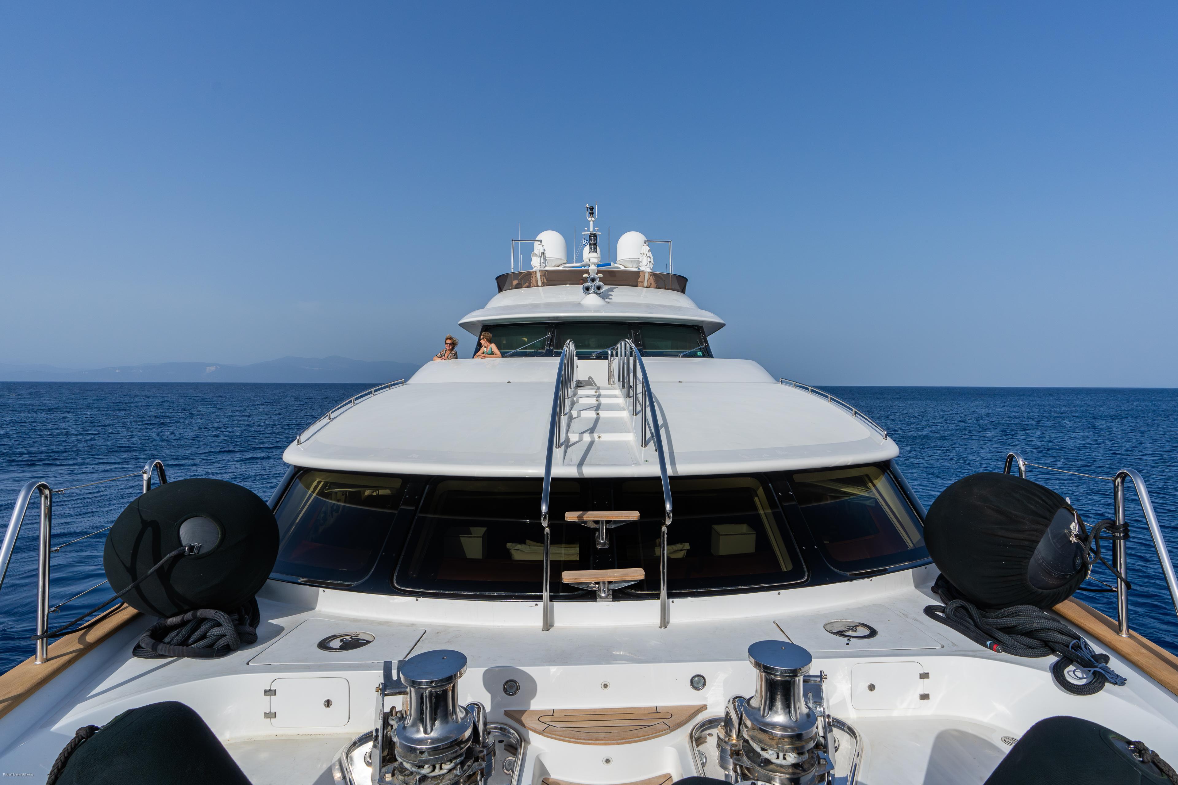 2009 Motor Yachts Benetti for sale - YachtWorld