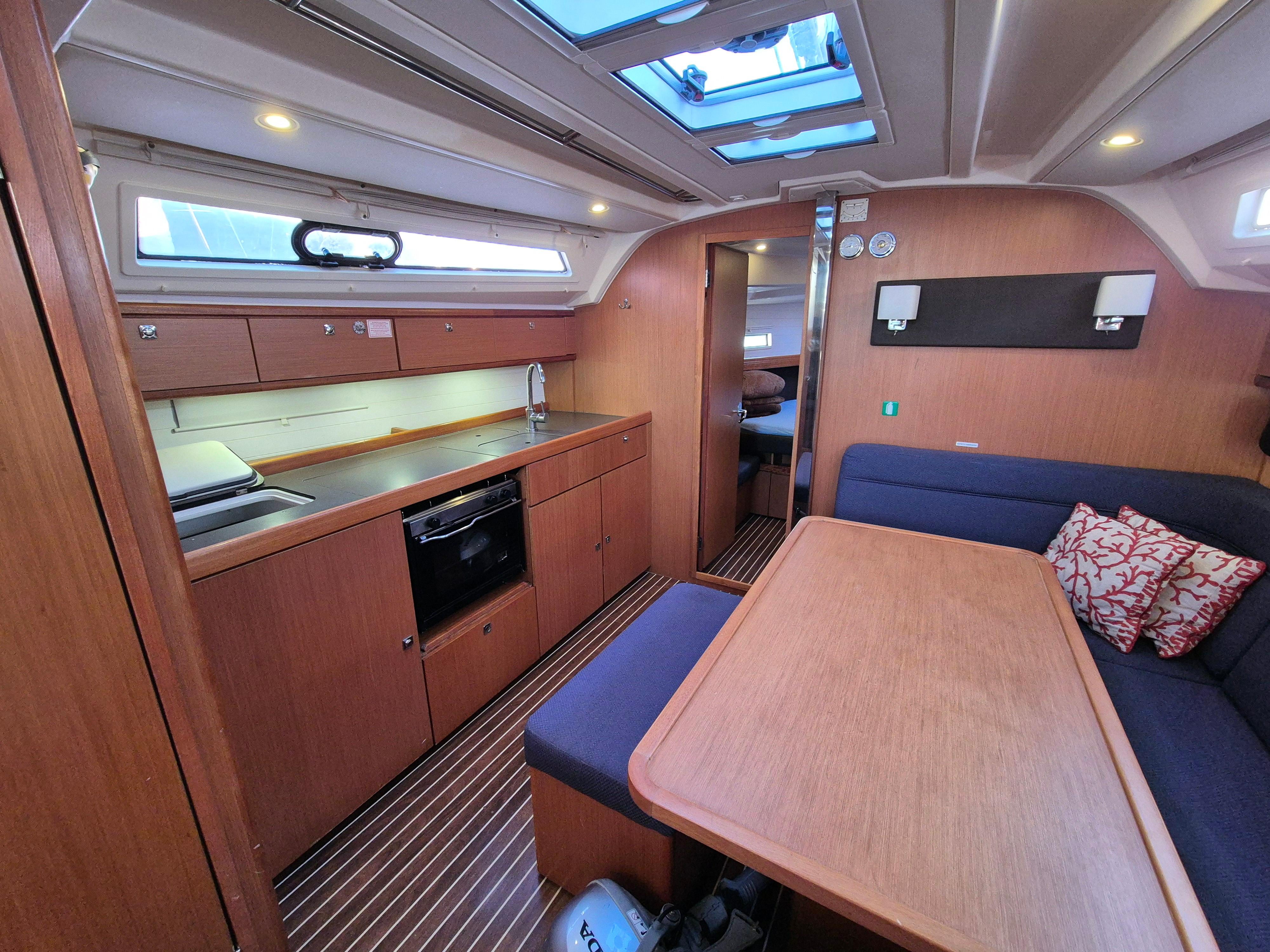 2014 Bavaria Cruiser 41 Cruiser for sale - YachtWorld